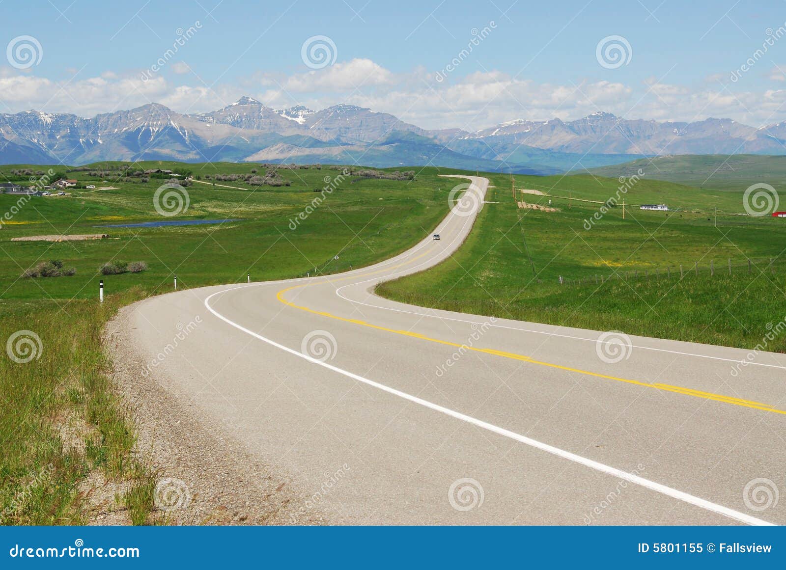 Highway to mountains stock image. Image of outdoor, alberta - 5801155
