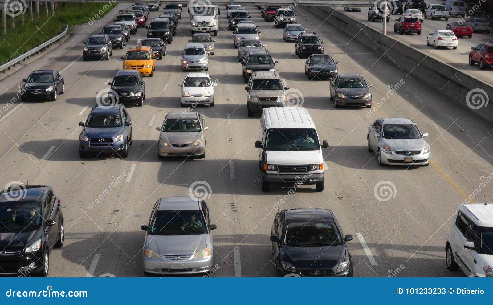 Highway Traffic Jam editorial stock photo. Image of autos - 101233203