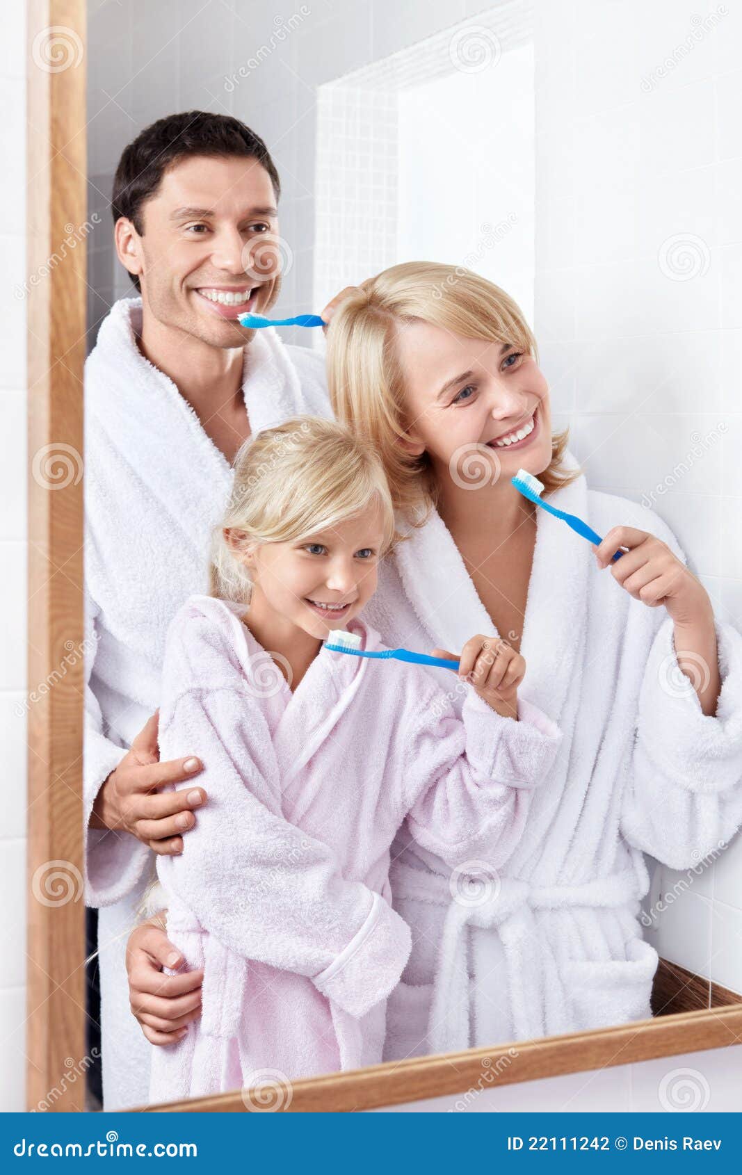 Higiena zdjęcie stock. Obraz złożonej z odbicie, osoba - 22111242