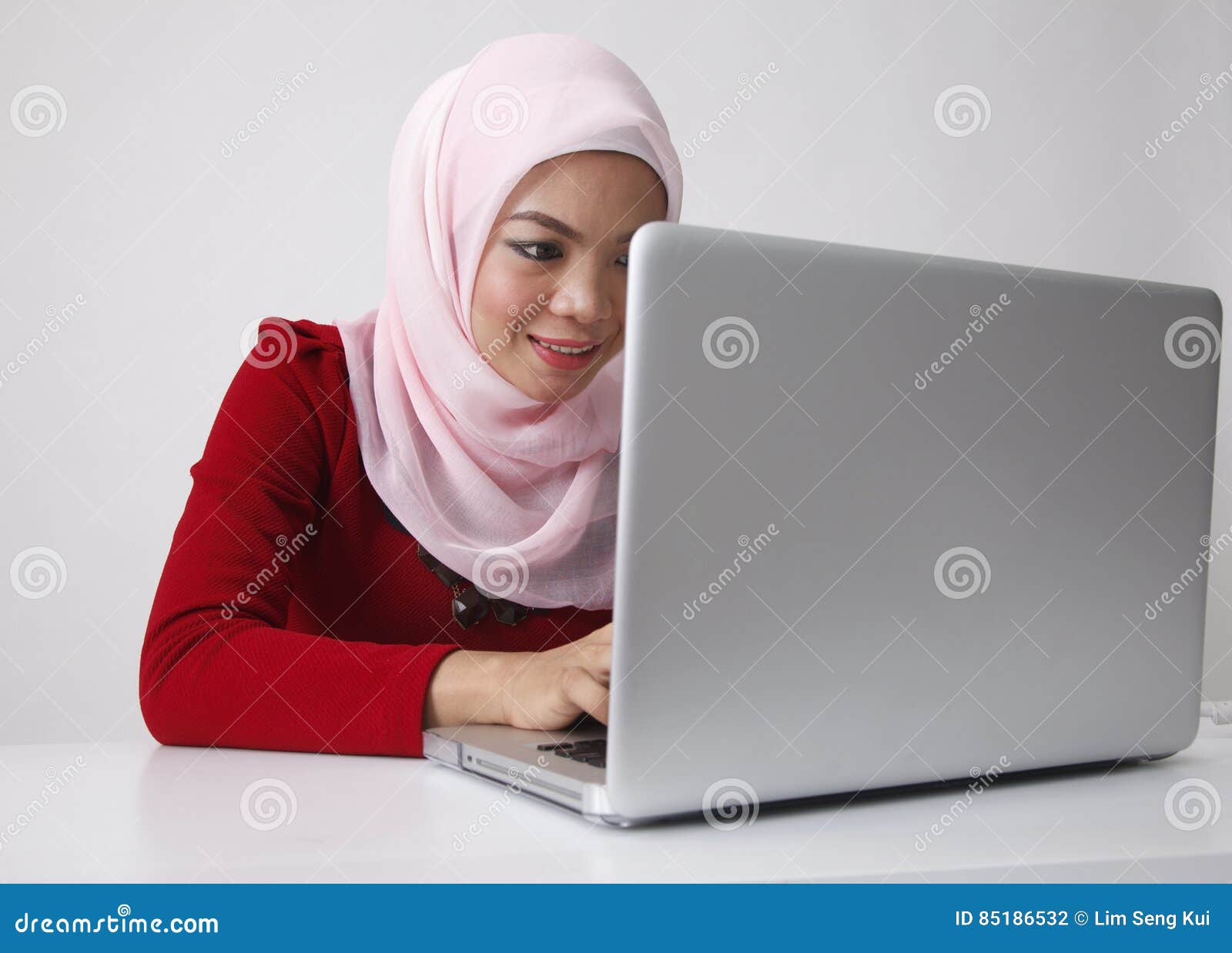 Hijab using computer stock photo. Image of computer, head - 85186532