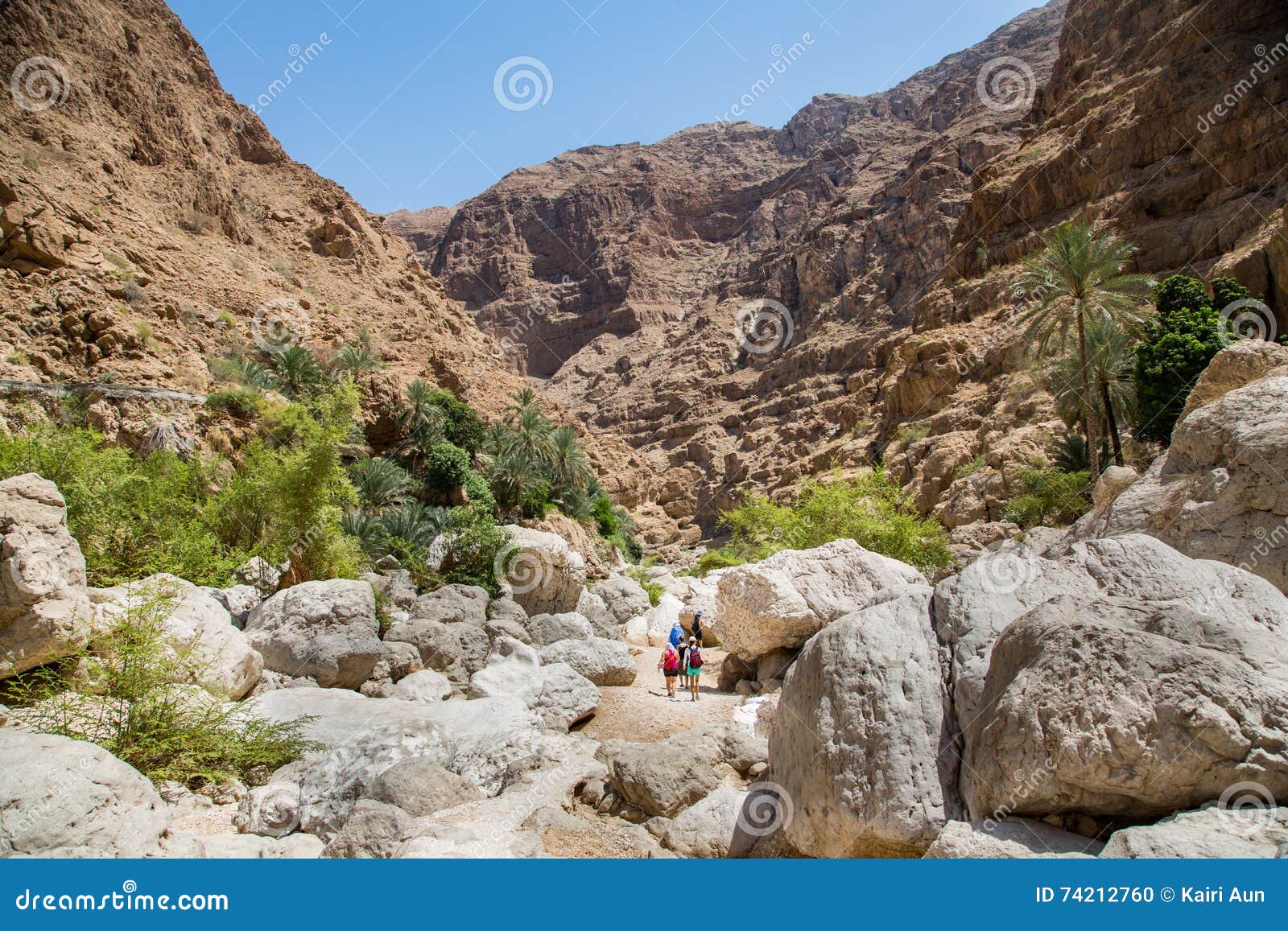 Hikers in Wadi Tiwi editorial image. Image of river, hike - 74212760