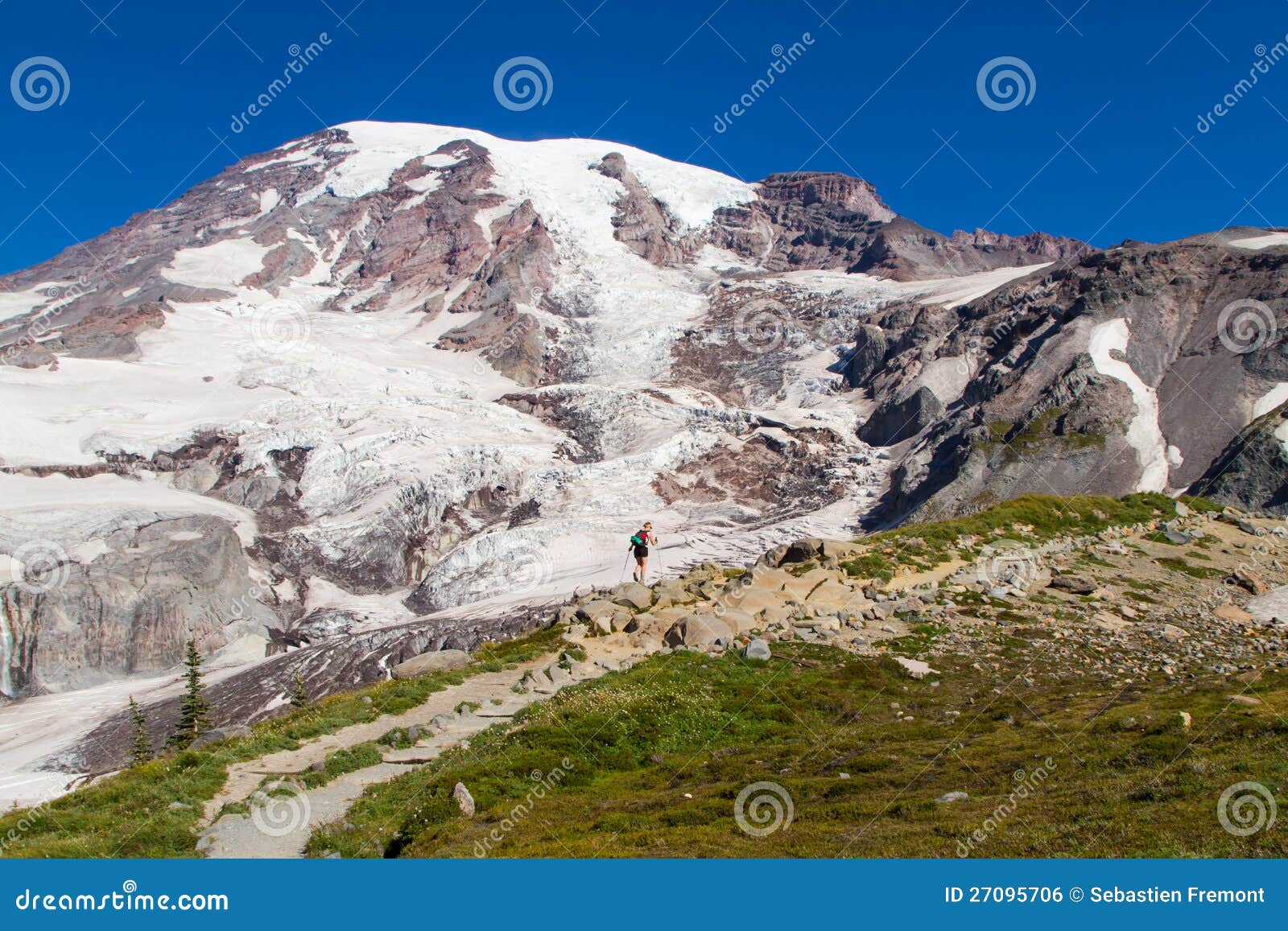 Hiking Snowfields Red Mountain Artist Point Glaciers Washington Royalty ...