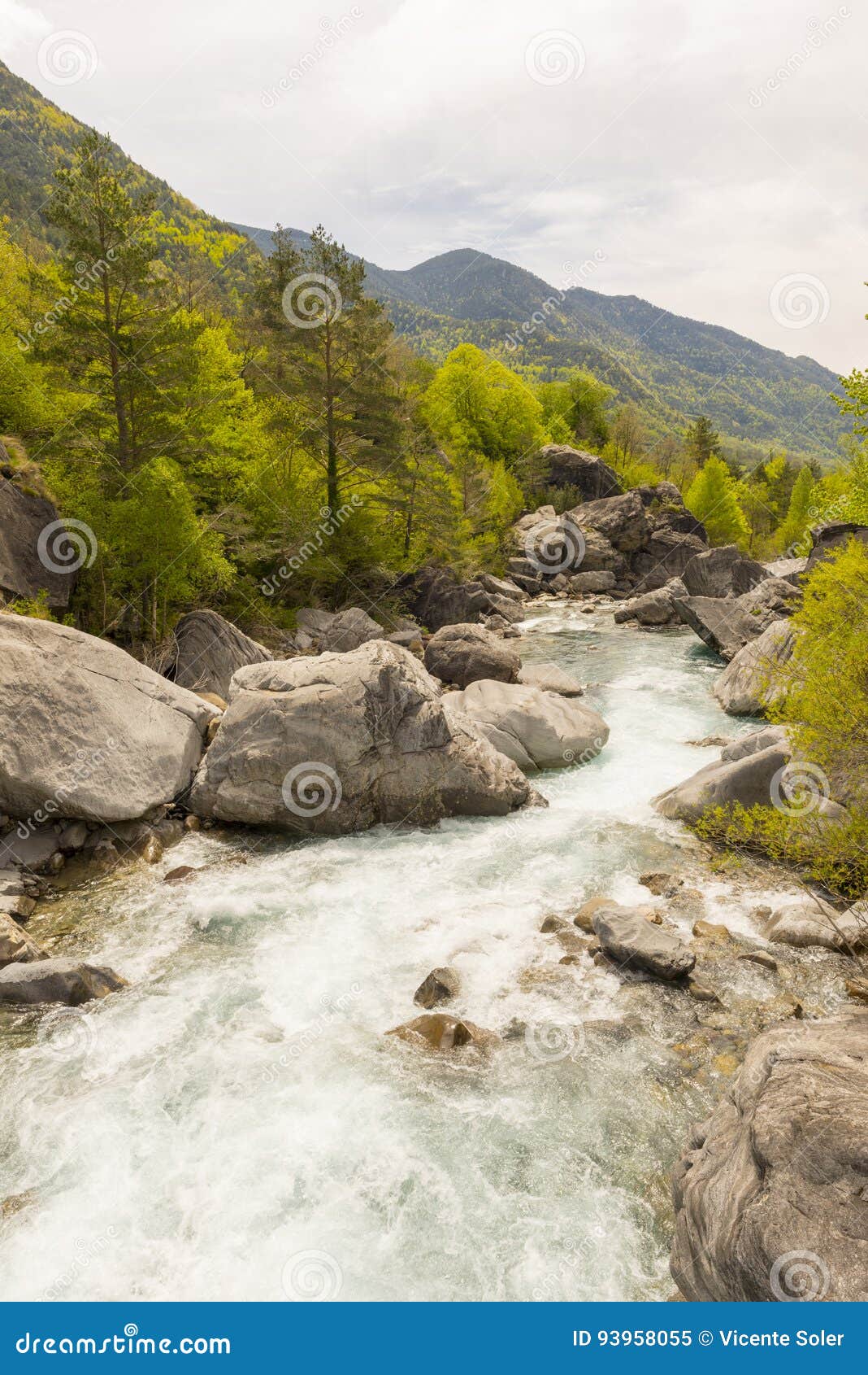 Hiking in torla ordesa stock image. Image of environment - 93958055