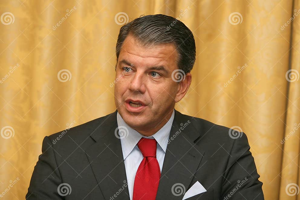 Hikmet Ersek editorial image. Image of executive, head - 26715435