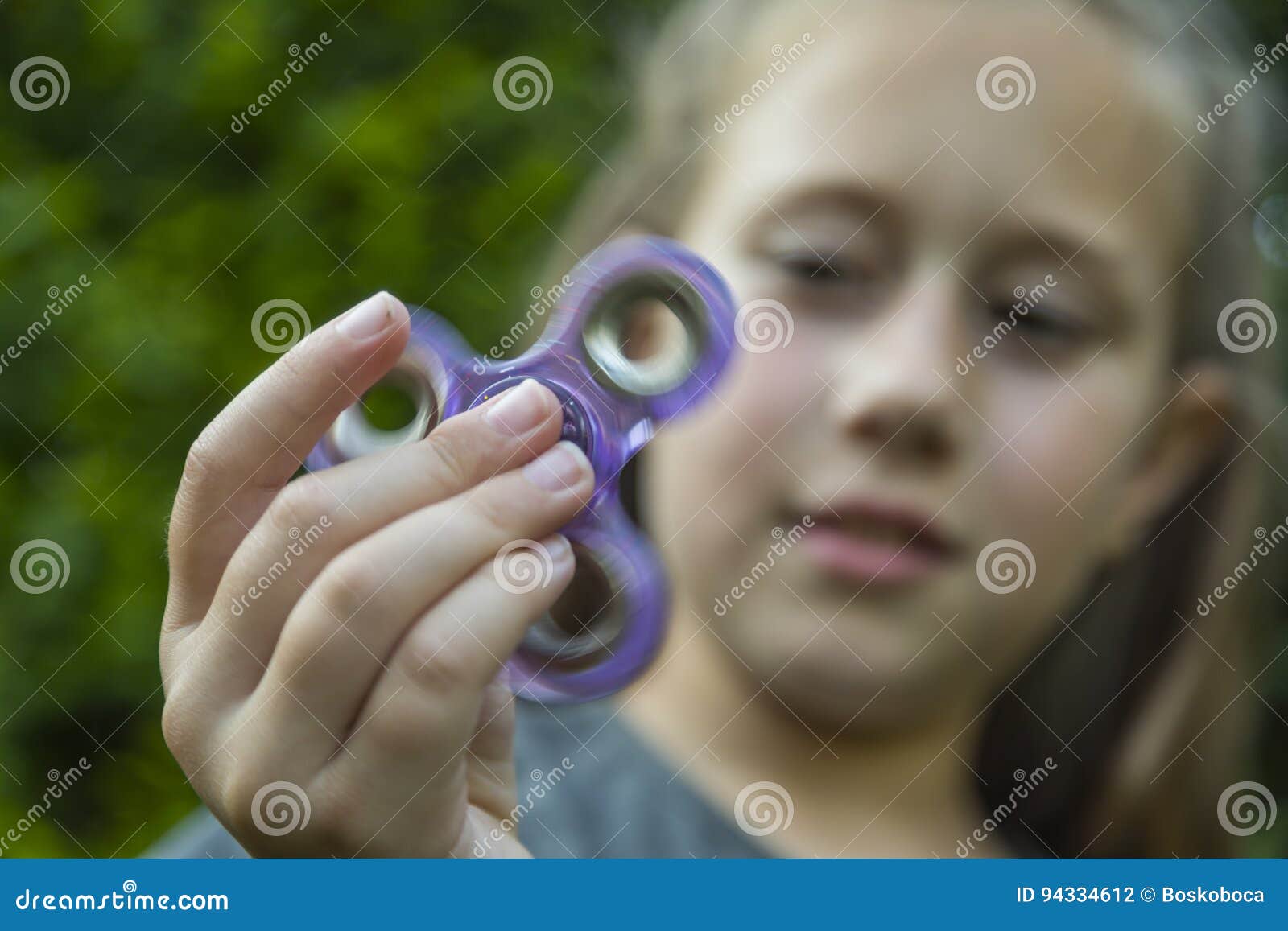 Hilandero De La Persona Agitada Foto de archivo - Imagen de fondo, mano ...