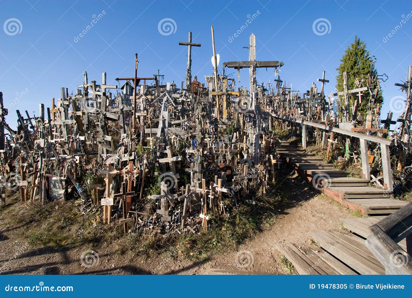 Hill of crosses, Lithuania stock image. Image of destinations - 19478305