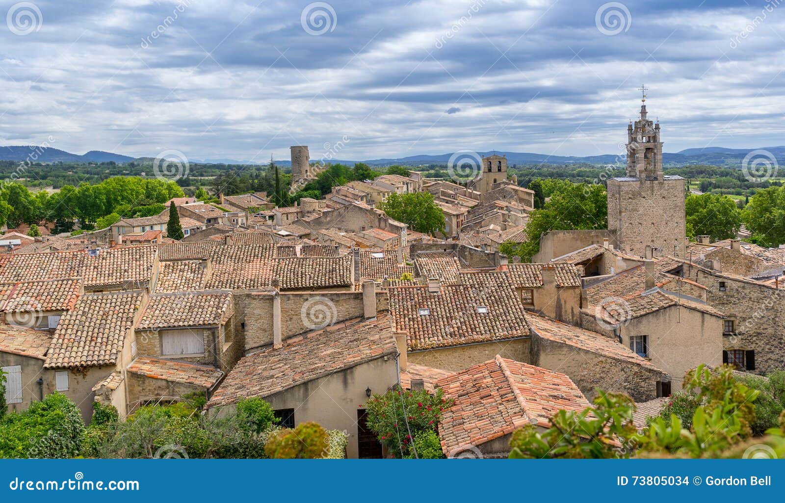 The Hill Top Village of Cucuron Stock Photo - Image of france, rooftops ...
