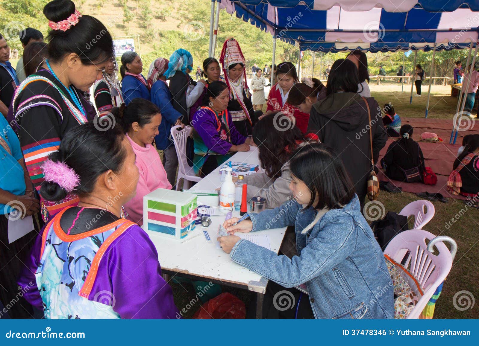 Hill tribe editorial photo. Image of group, animist, hmong - 37478346