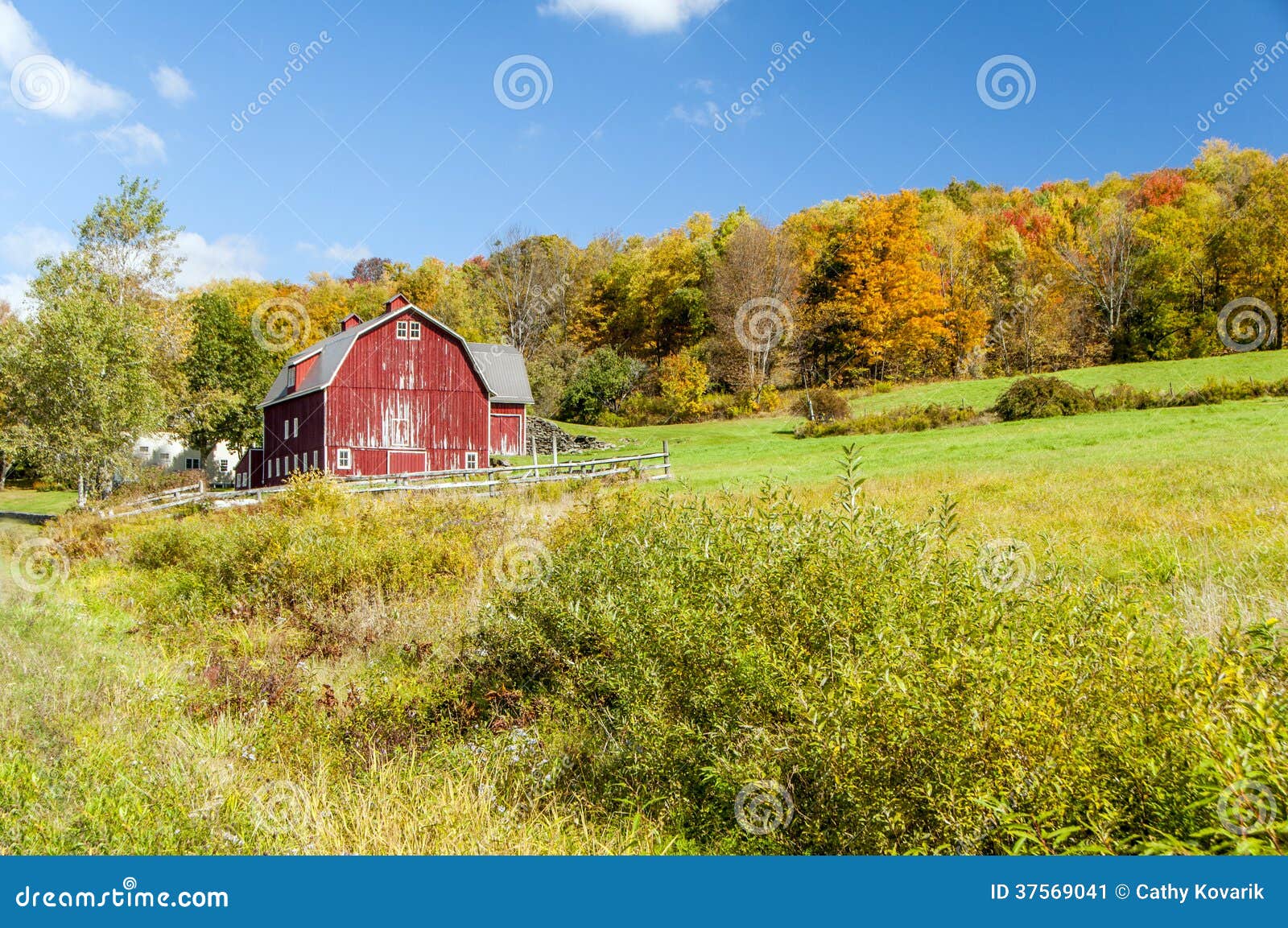 Hillside Barn stock image. Image of barn, meadow, clouds - 37569041