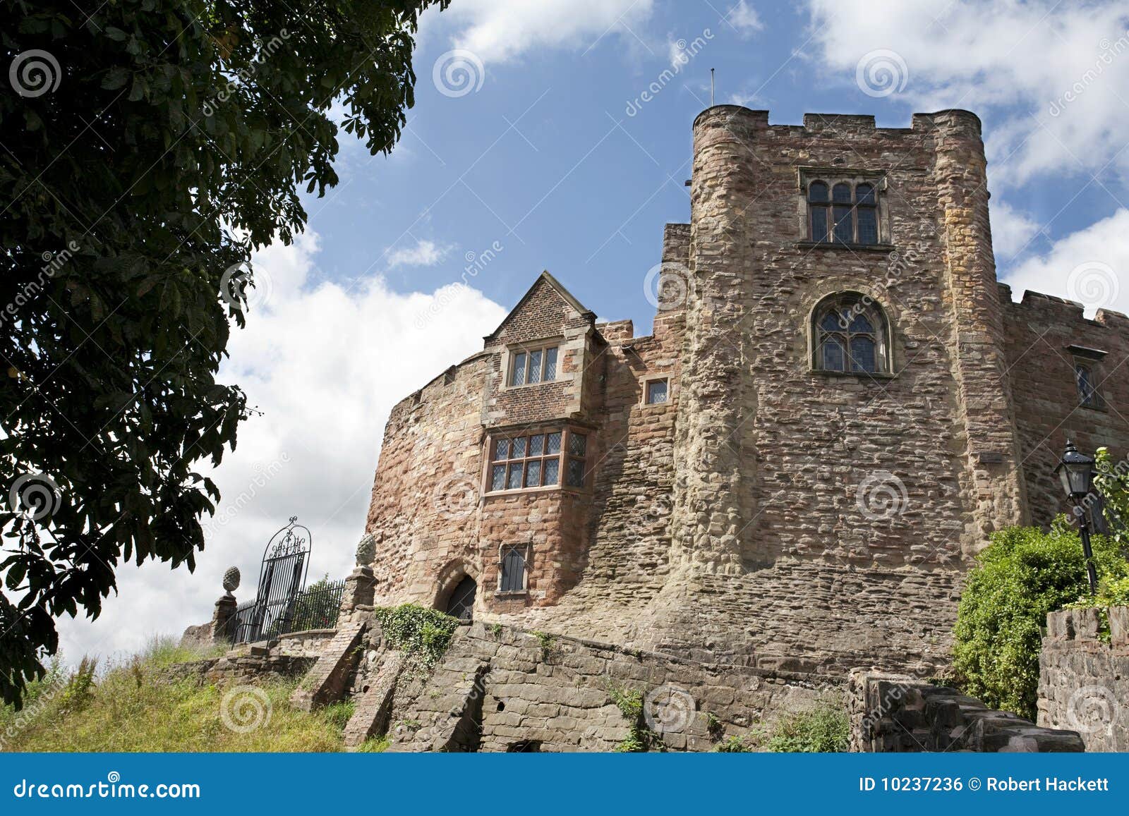 Hillside Castle stock photo. Image of wall, landmark - 10237236