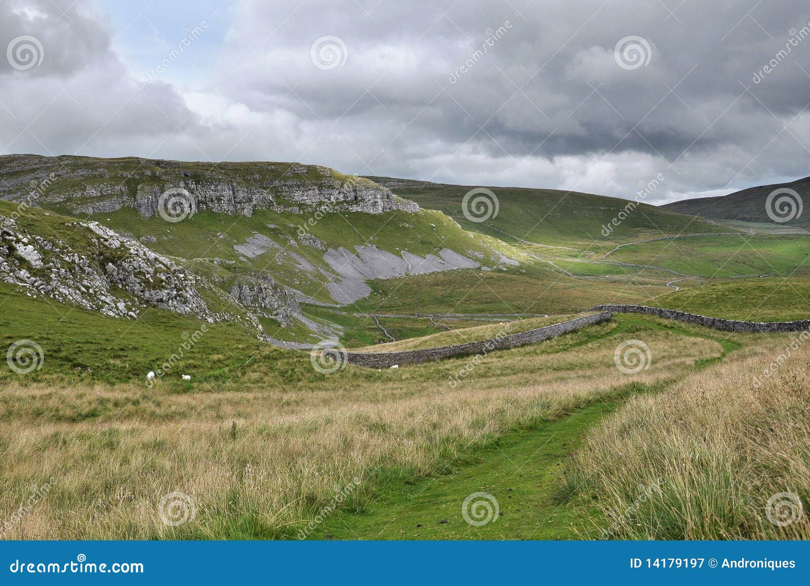 Hilly British Countryside Landscape Stock Image - Image of english ...
