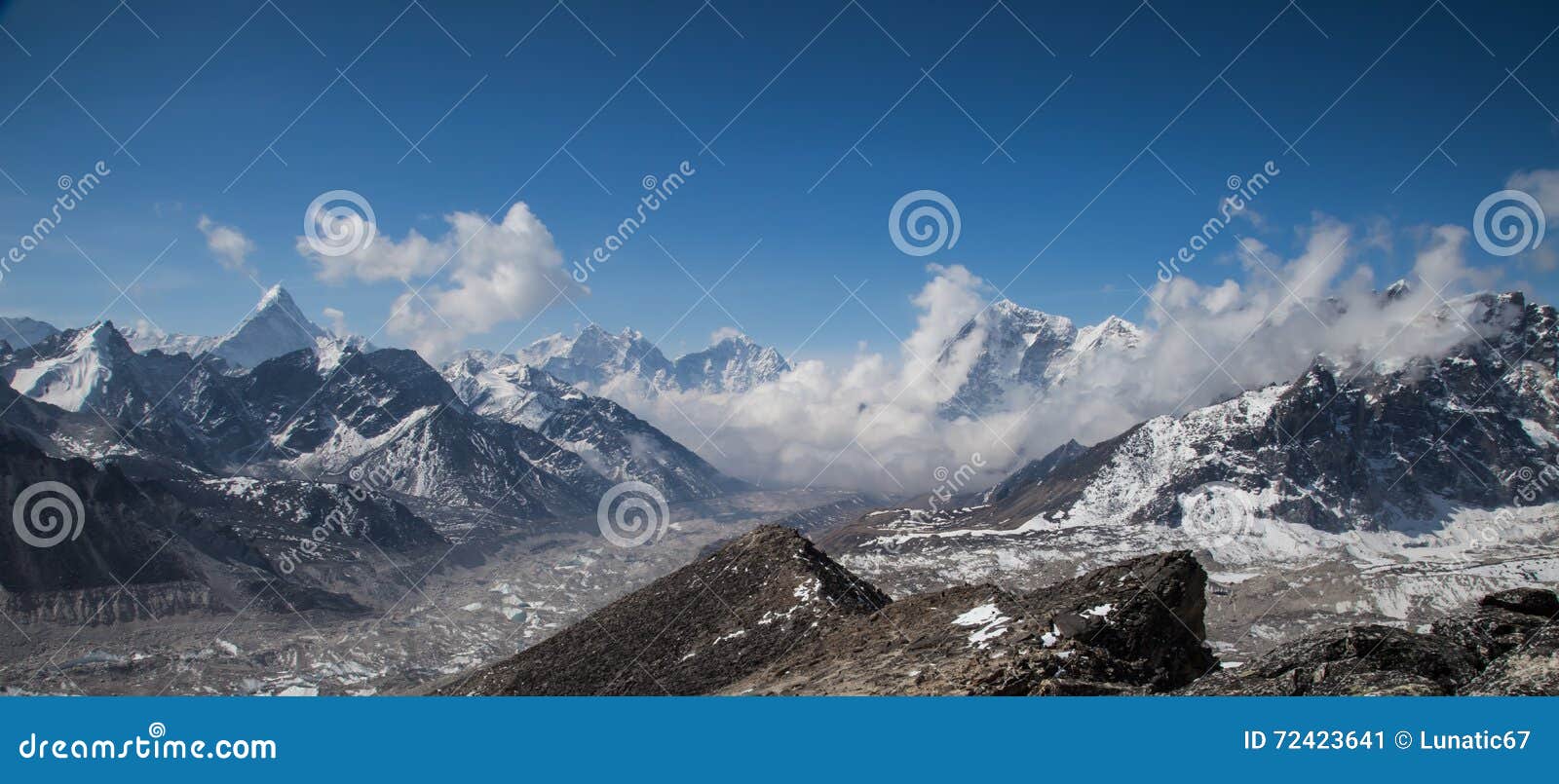 Himalaya stock image. Image of cloud, highest, outdoor - 72423641