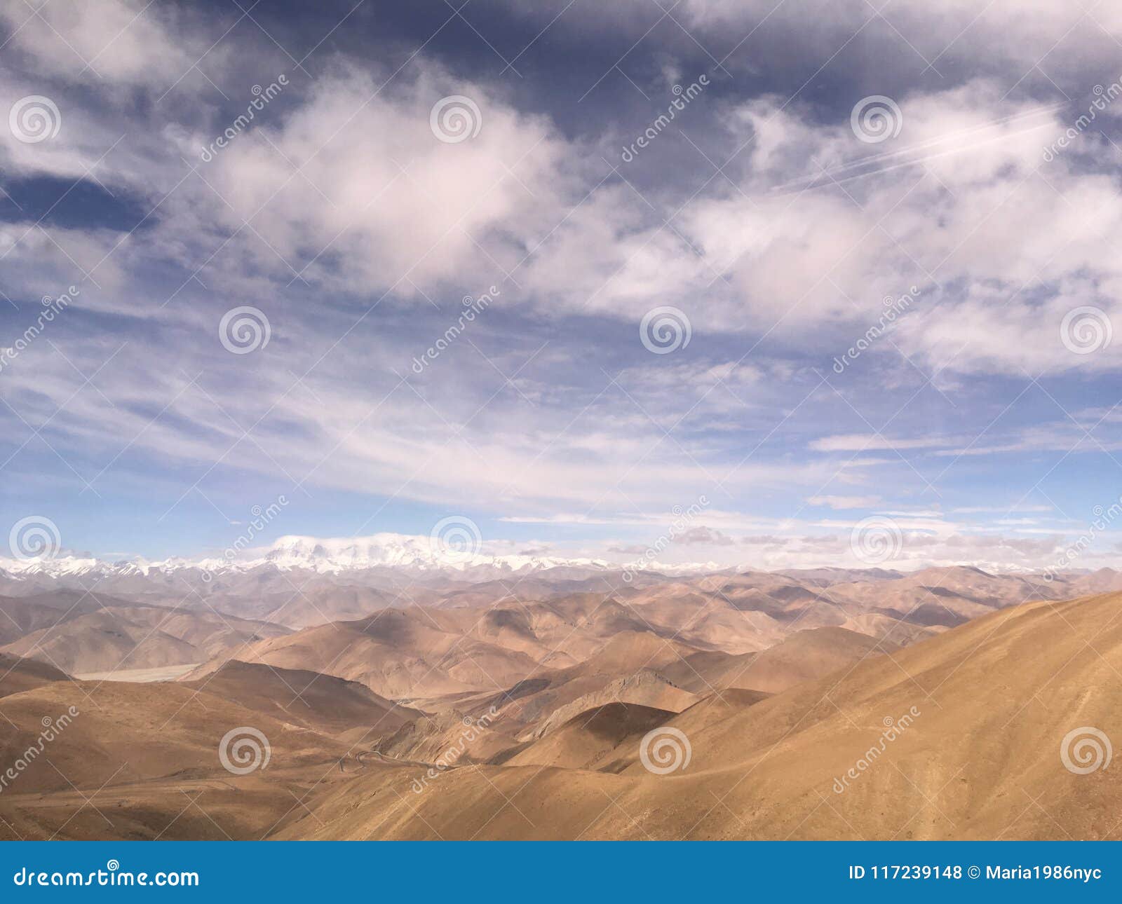 Himalayan Mountains with Mount Everest on Horizon in Spring in Tibet ...