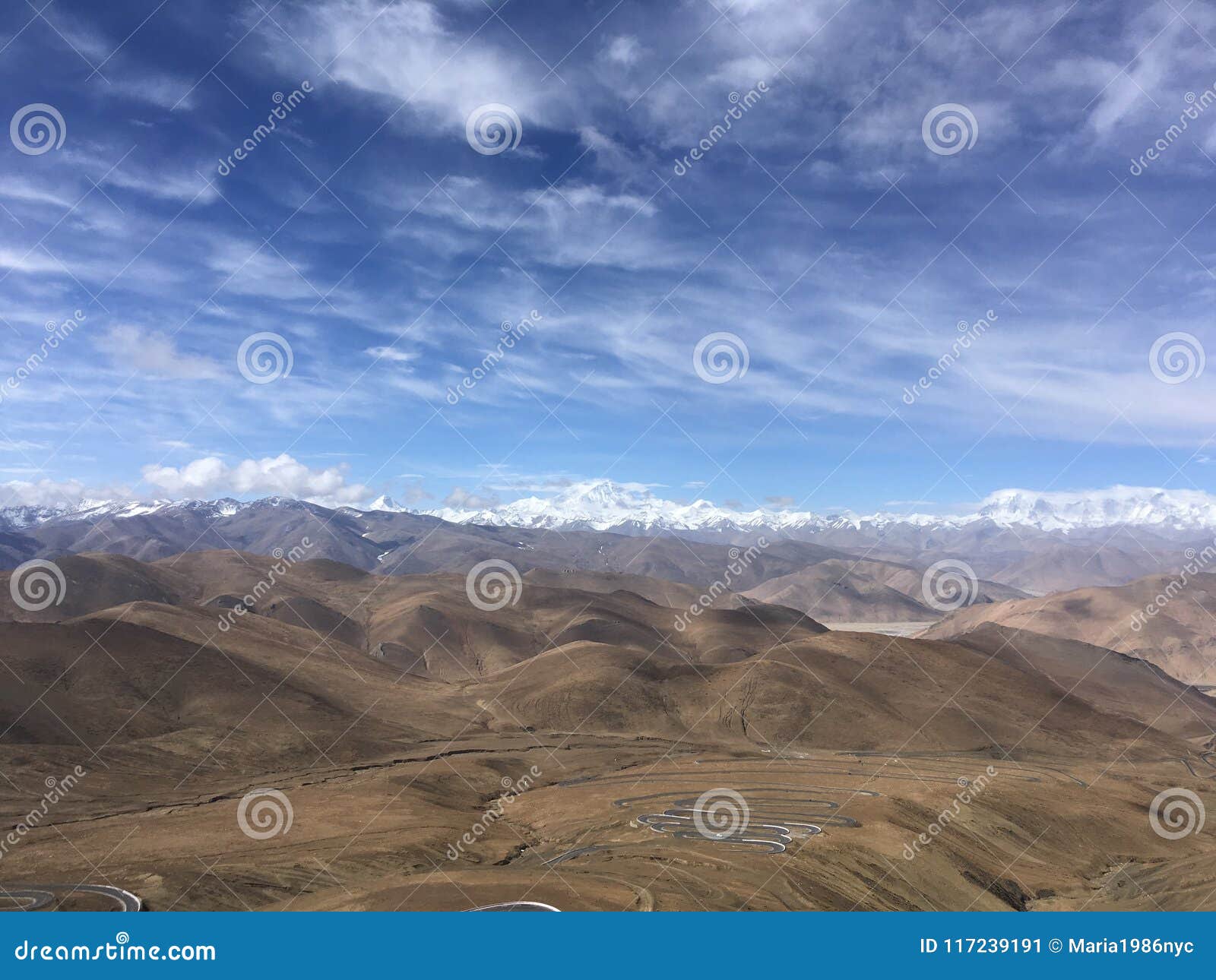 Himalayan Mountains with Mount Everest on Horizon in Spring in Tibet ...