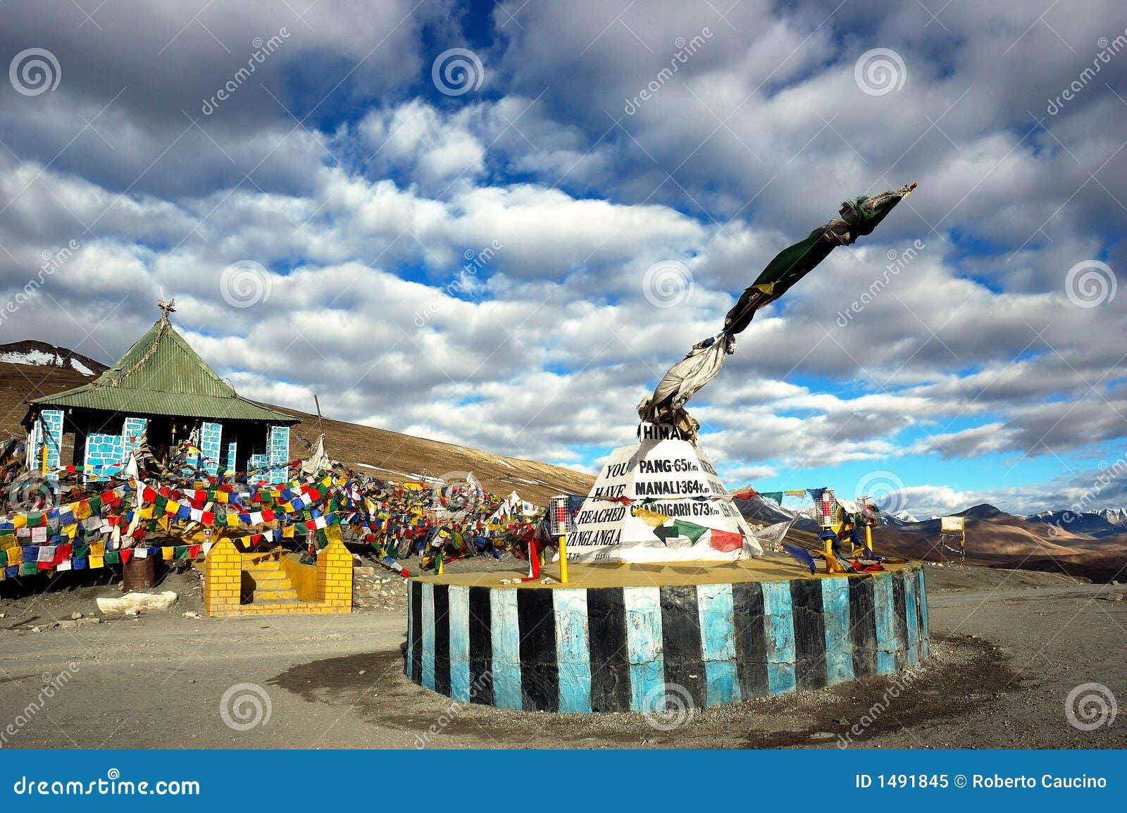 Himalayan pass stock image. Image of sunset, stone, hiking - 1491845