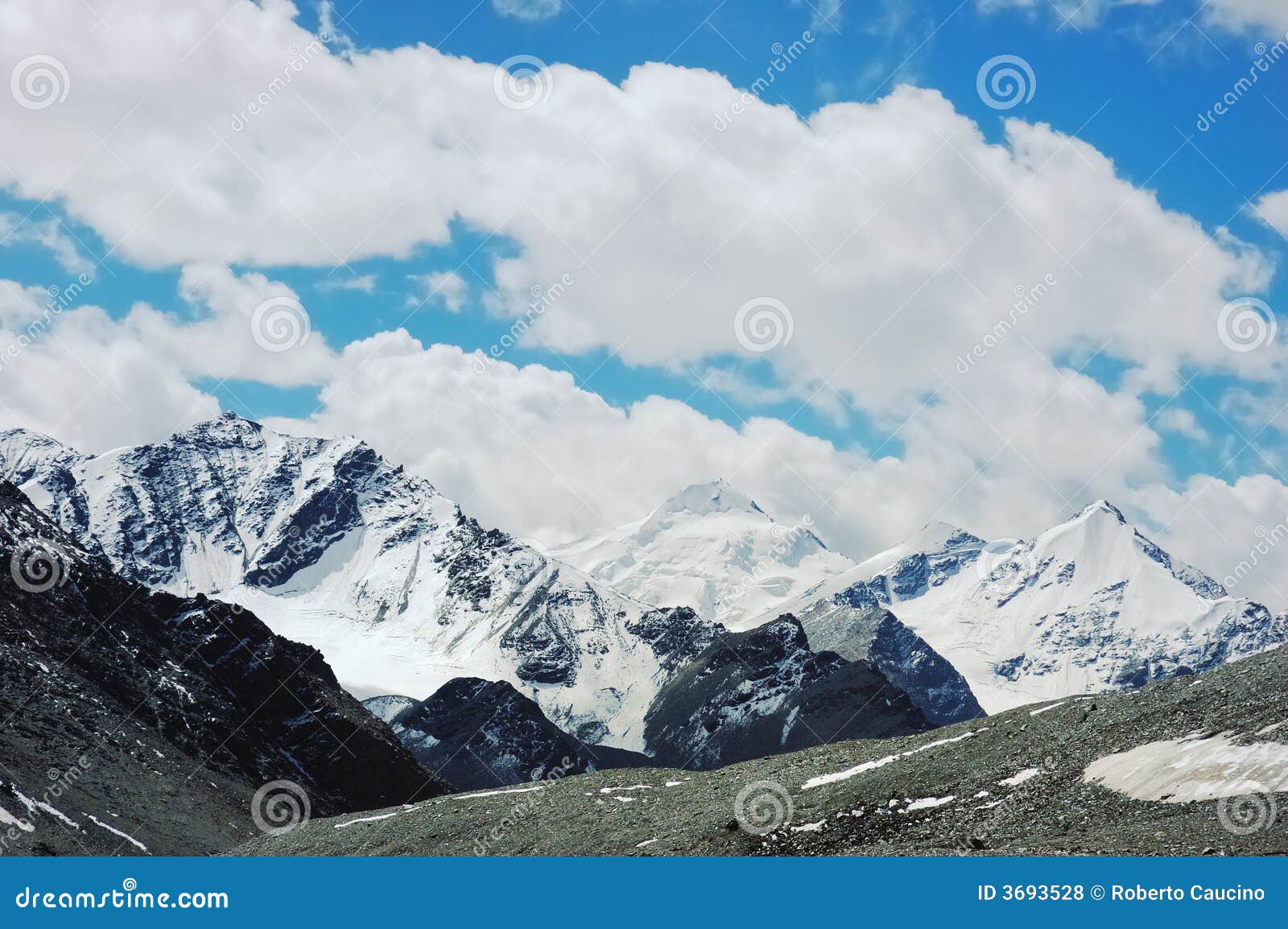 Himalayan scenic stock photo. Image of rocks, adventure - 3693528
