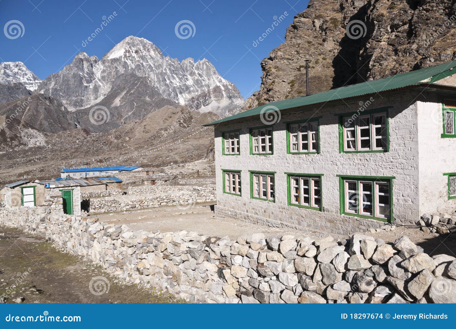 Himalayan Teahouse stock photo. Image of dragnag, nature - 18297674