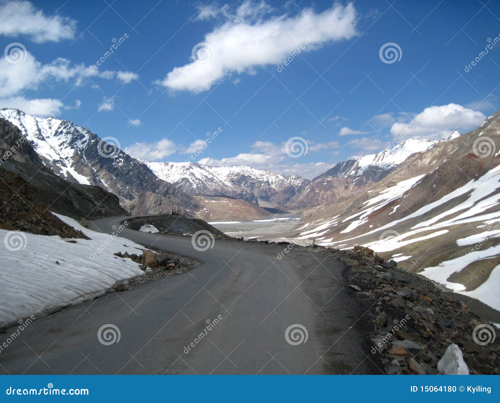 The Himalayas: Baralacha Pass Stock Photo - Image of baralachala ...