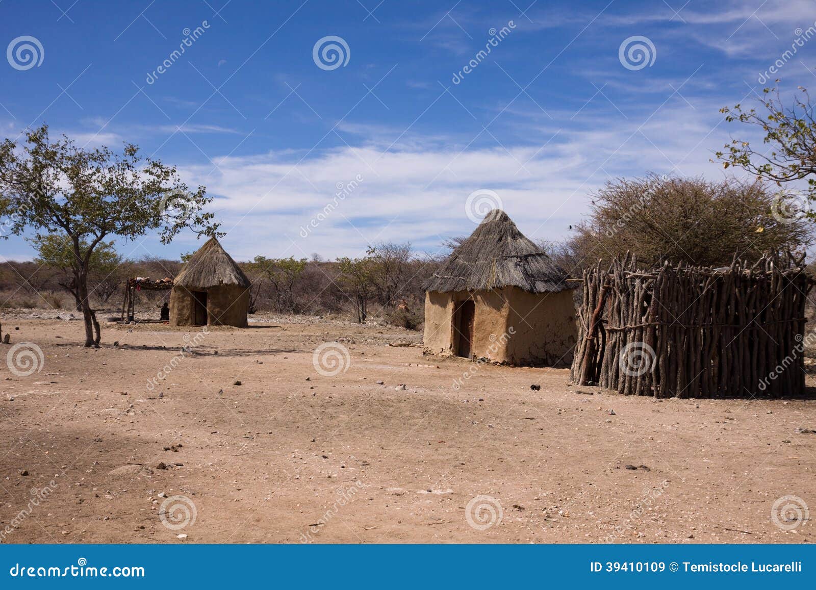 Himba huts editorial stock image. Image of kaokoland - 39410109