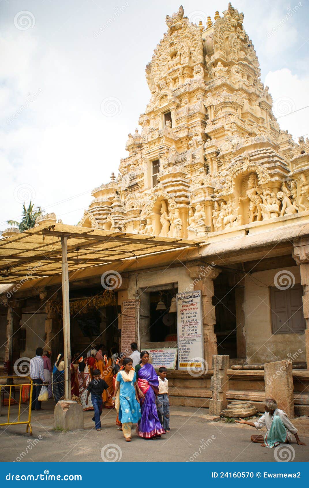 Hindu Pilgrims in Front of Temple Editorial Image - Image of religious ...