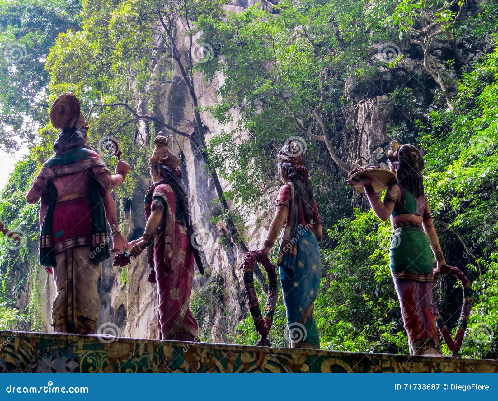 Batu Caves, Hindu statues stock image. Image of enjoy - 71733687