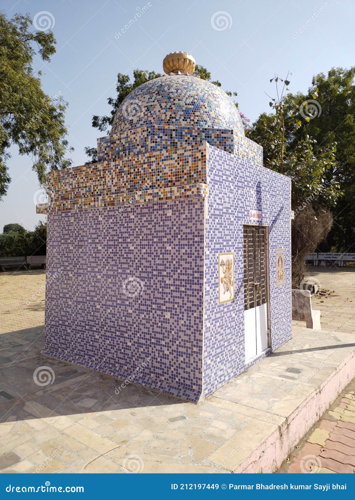 Hindu temple india stock image. Image of building, statue - 212197449