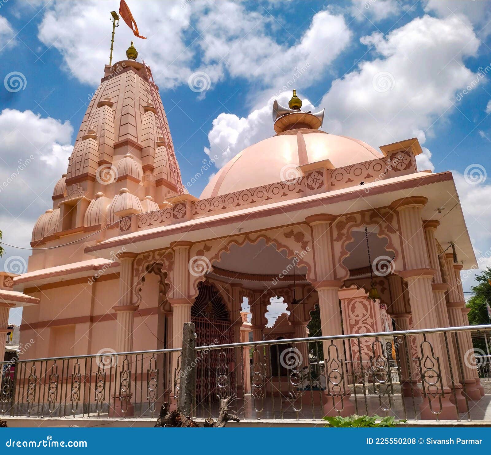 Hindu temple Vadodara stock photo. Image of shrine, vadodara - 225550208