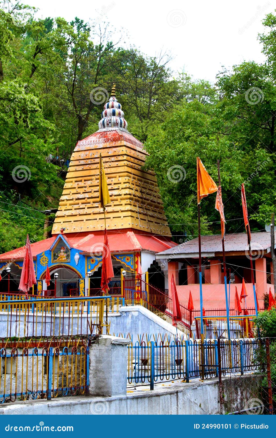 Hinduiskt tempel fotografering för bildbyråer. Bild av tempel - 24990101