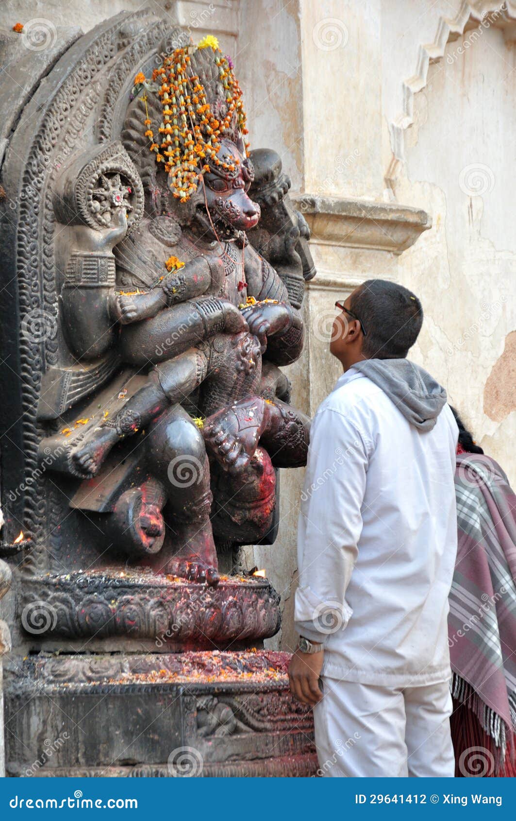 Hindus Praying editorial photography. Image of hinduism - 29641412