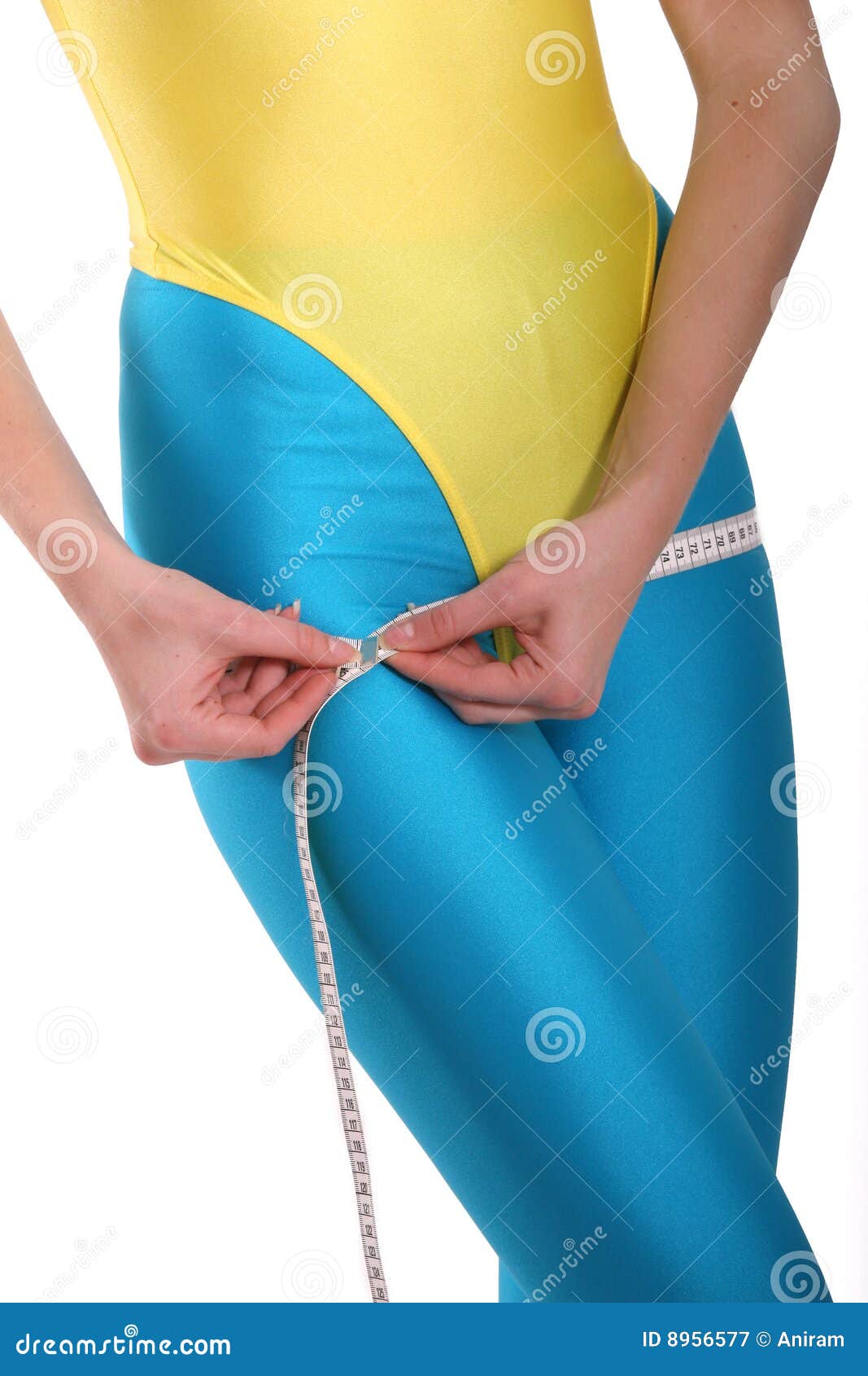 Hips measurement stock image. Image of shape, exercise - 8956577