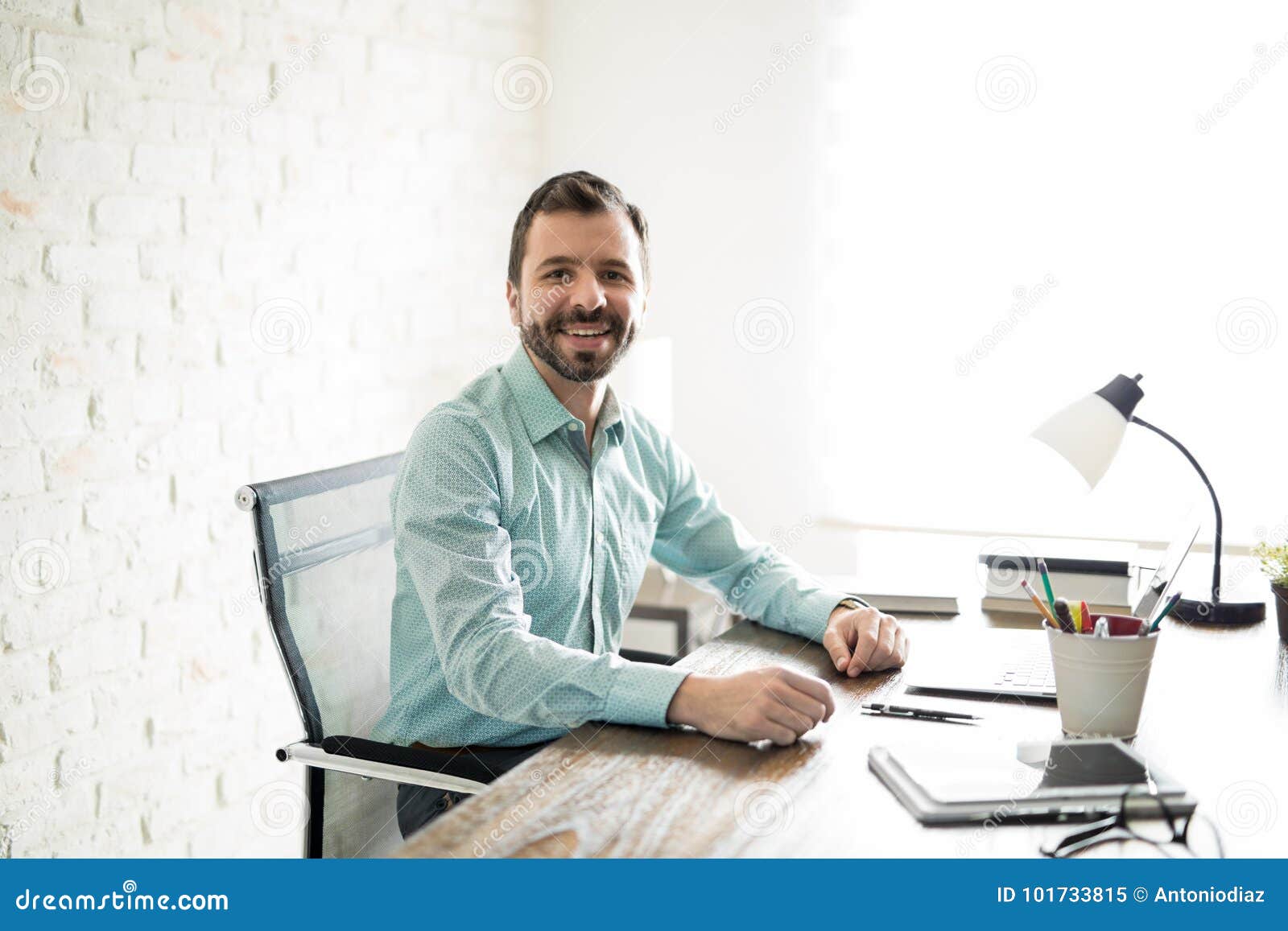 Hispanic Worker at the Office Stock Image - Image of hispanic, desk ...