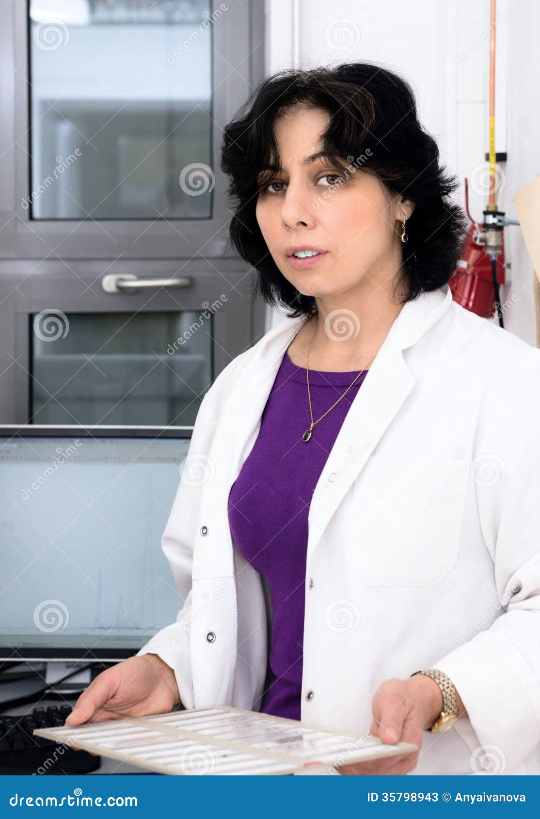 Histopathologist or Microscopist Holds Tissue Samples Stock Image ...