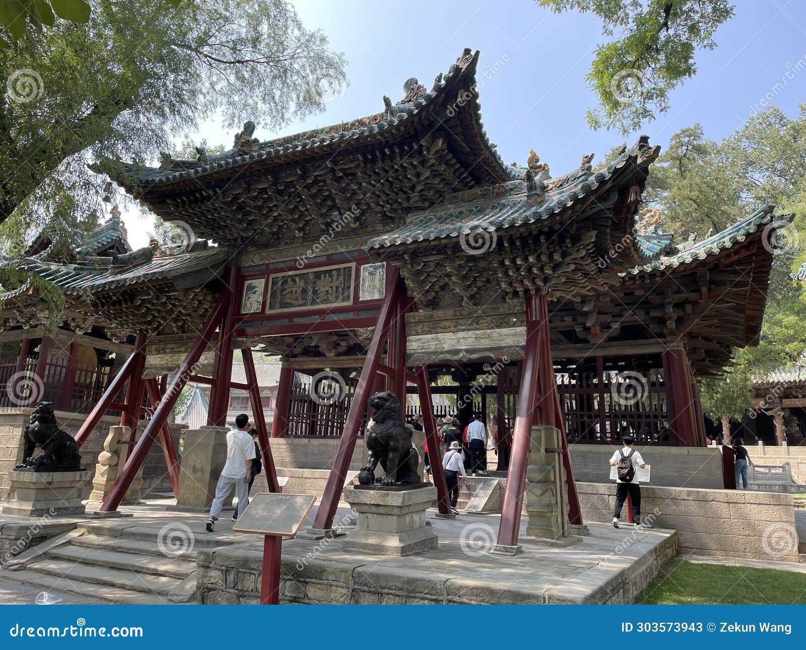 Historic Architecture in Jin Memorial Temple Editorial Stock Photo ...