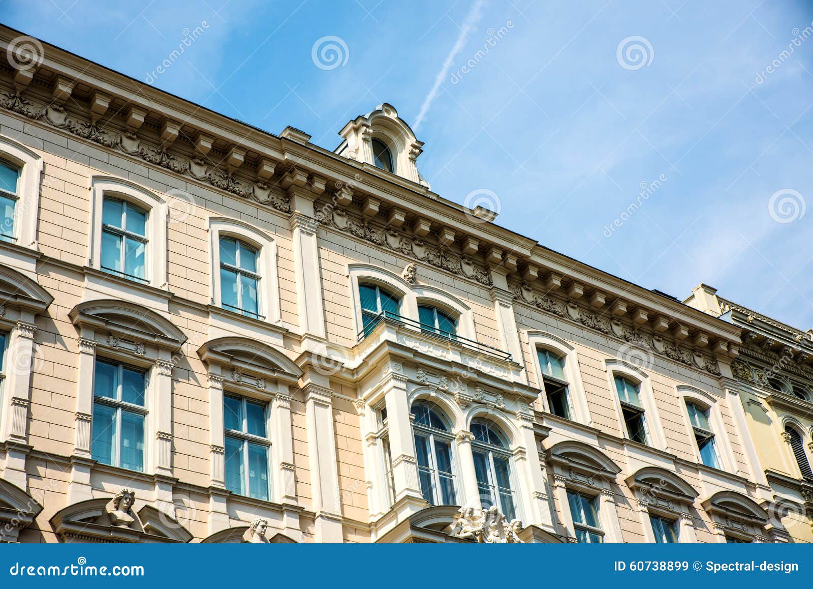 Historic Architecture in Vienna Stock Image - Image of famous, statue ...