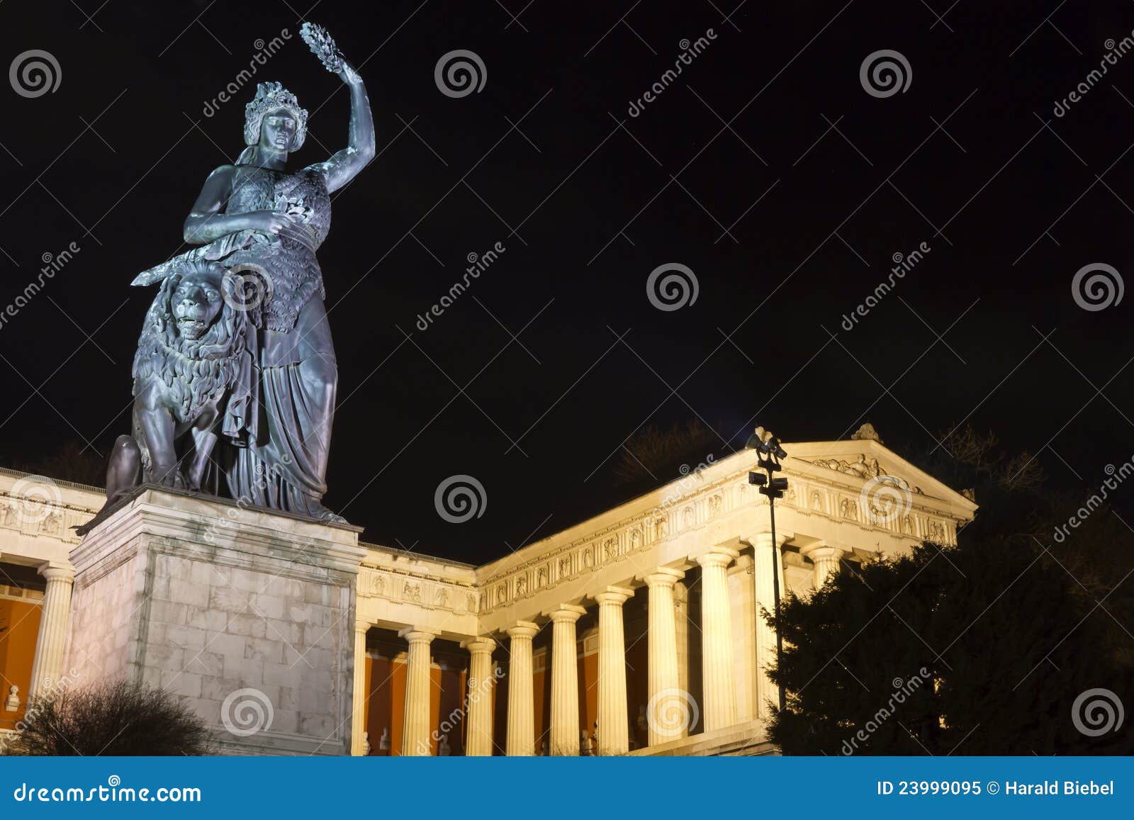 Historic Bavaria Statue in Munich Stock Image - Image of october ...