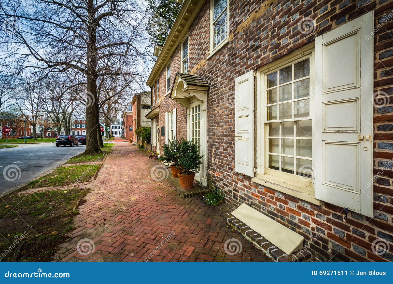 Historic Brick House in Dover, Delaware. Editorial Photo - Image of ...