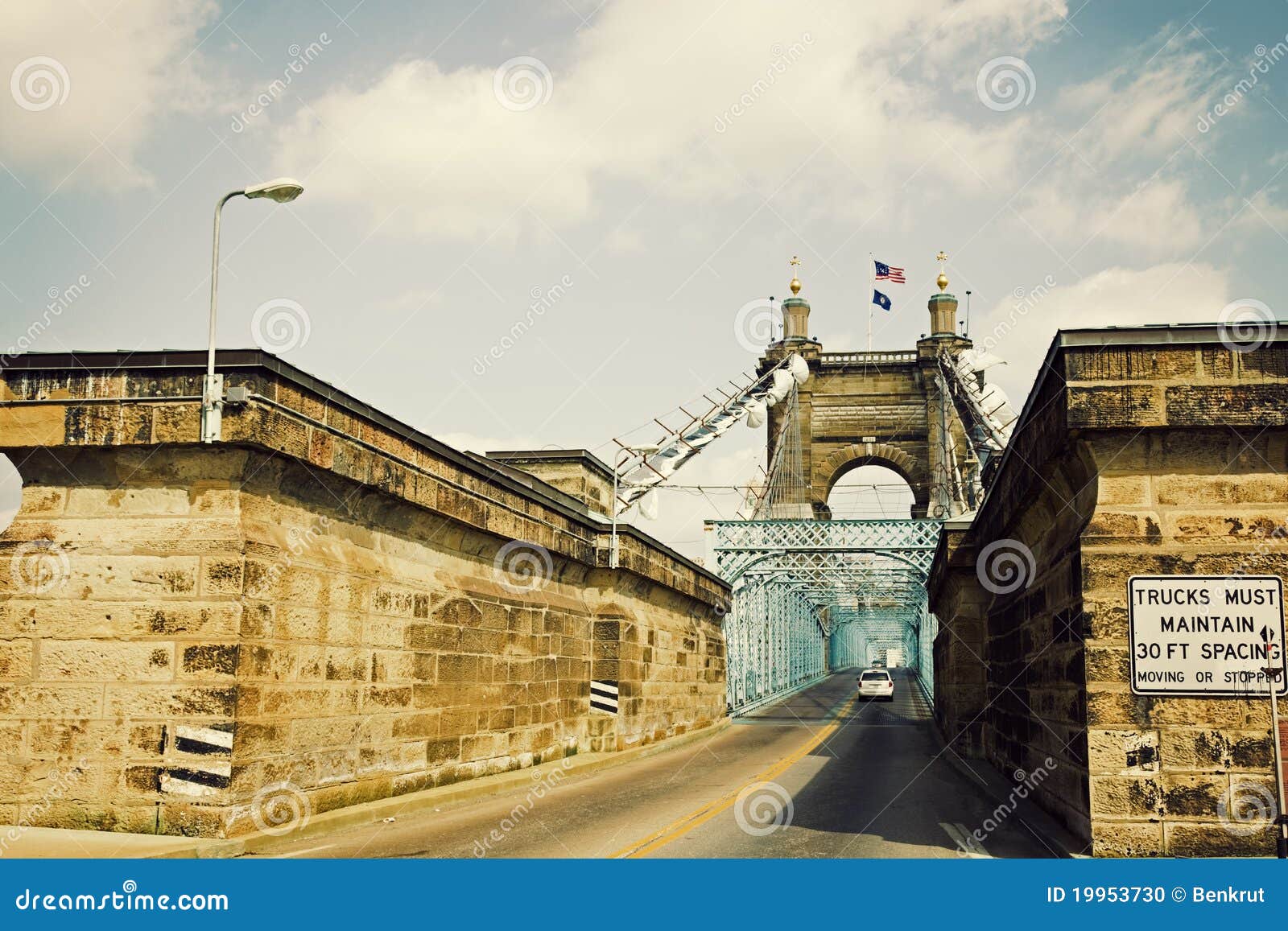 Historic Bridge in Cincinnati, Ohio Stock Photo - Image of urban, 1865: ...