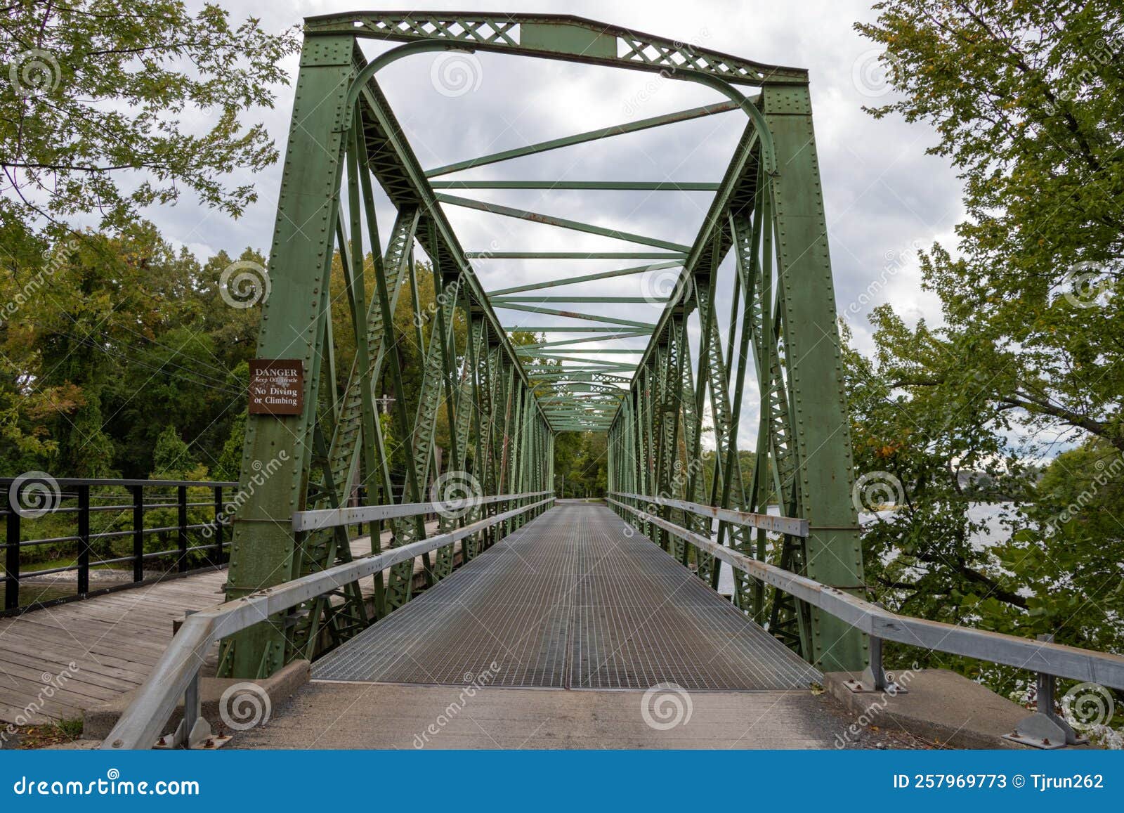 An Old Historic Bridge in Waterford, NY Stock Image - Image of autumn ...