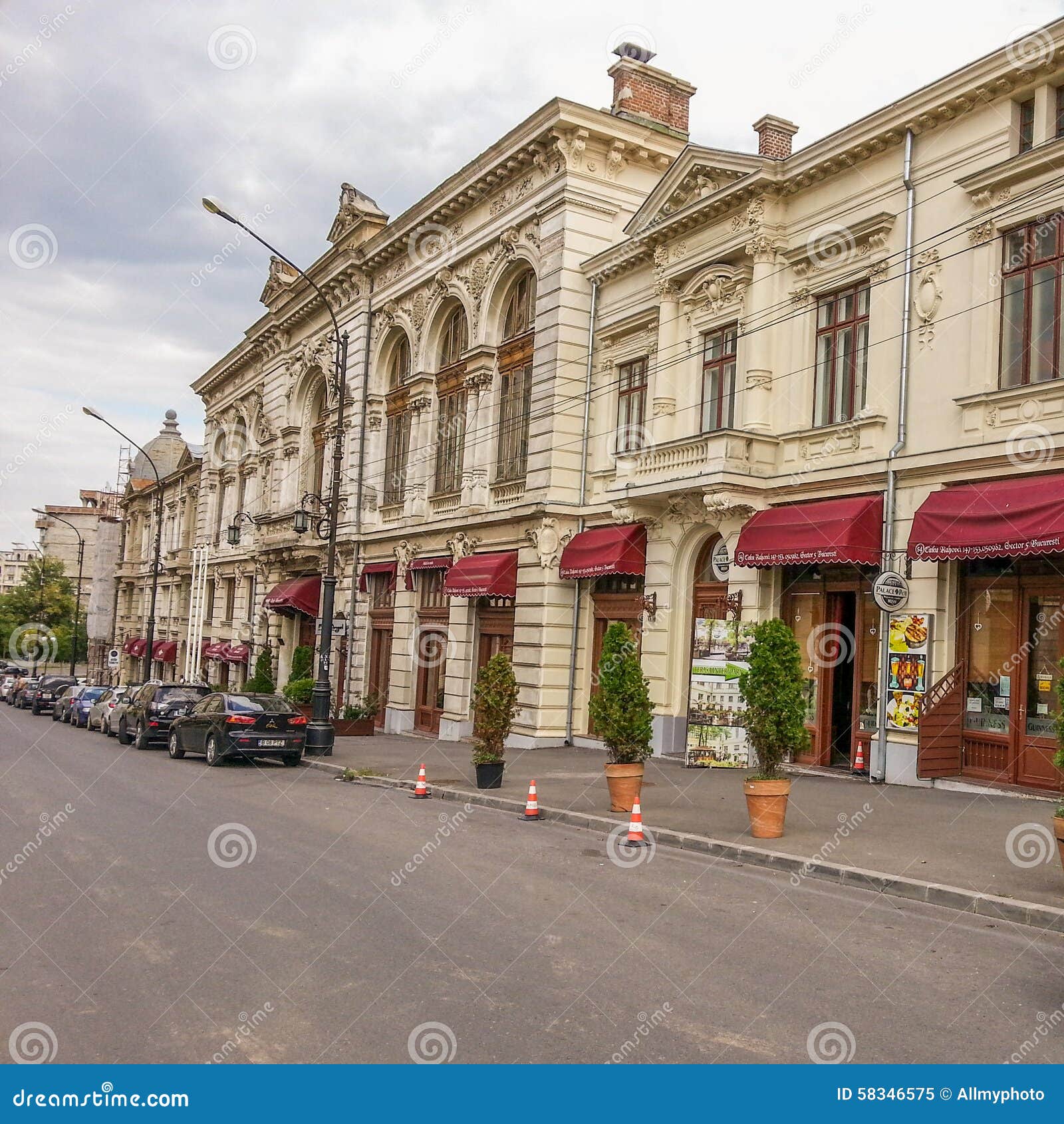 Historic Building Center from Bucharest Editorial Image - Image of ...