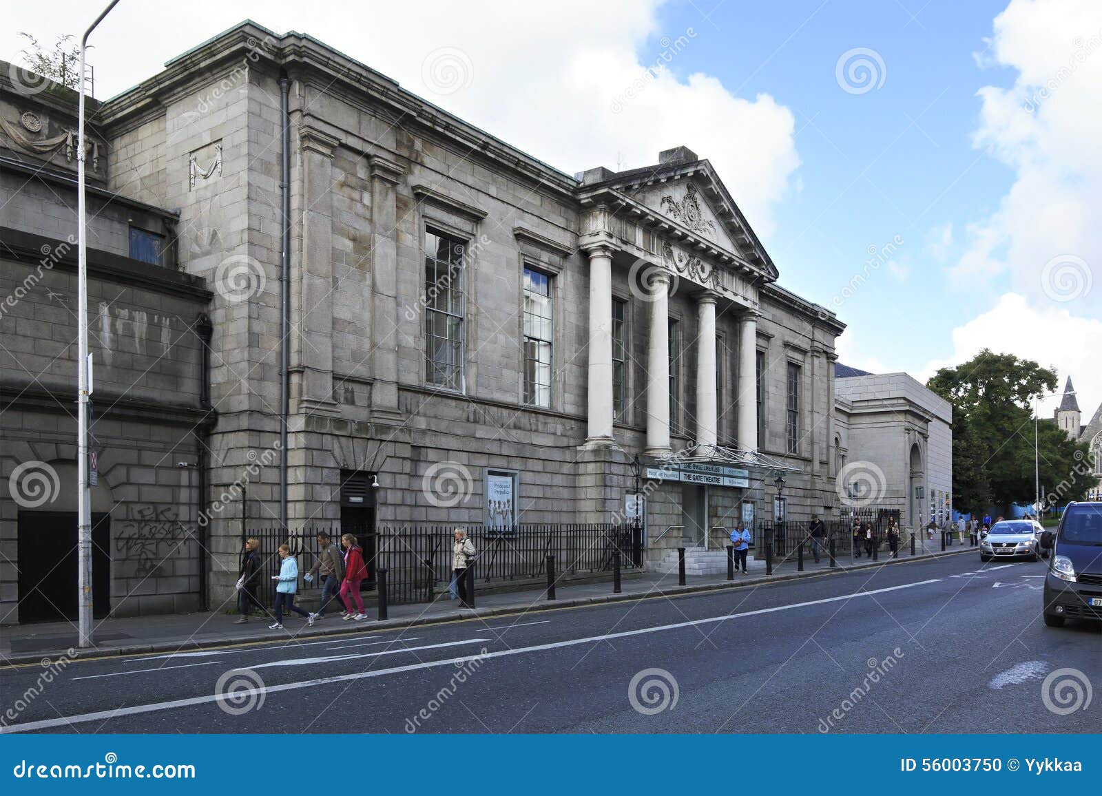 Historic Building in the Center of Dublin Editorial Image - Image of ...