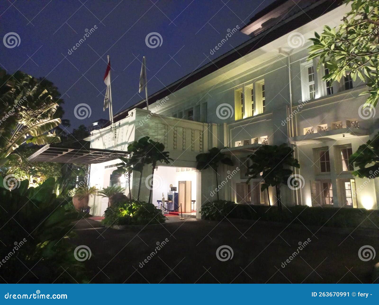 Historic Building Full Window Stock Image - Image of plaza, mansion ...