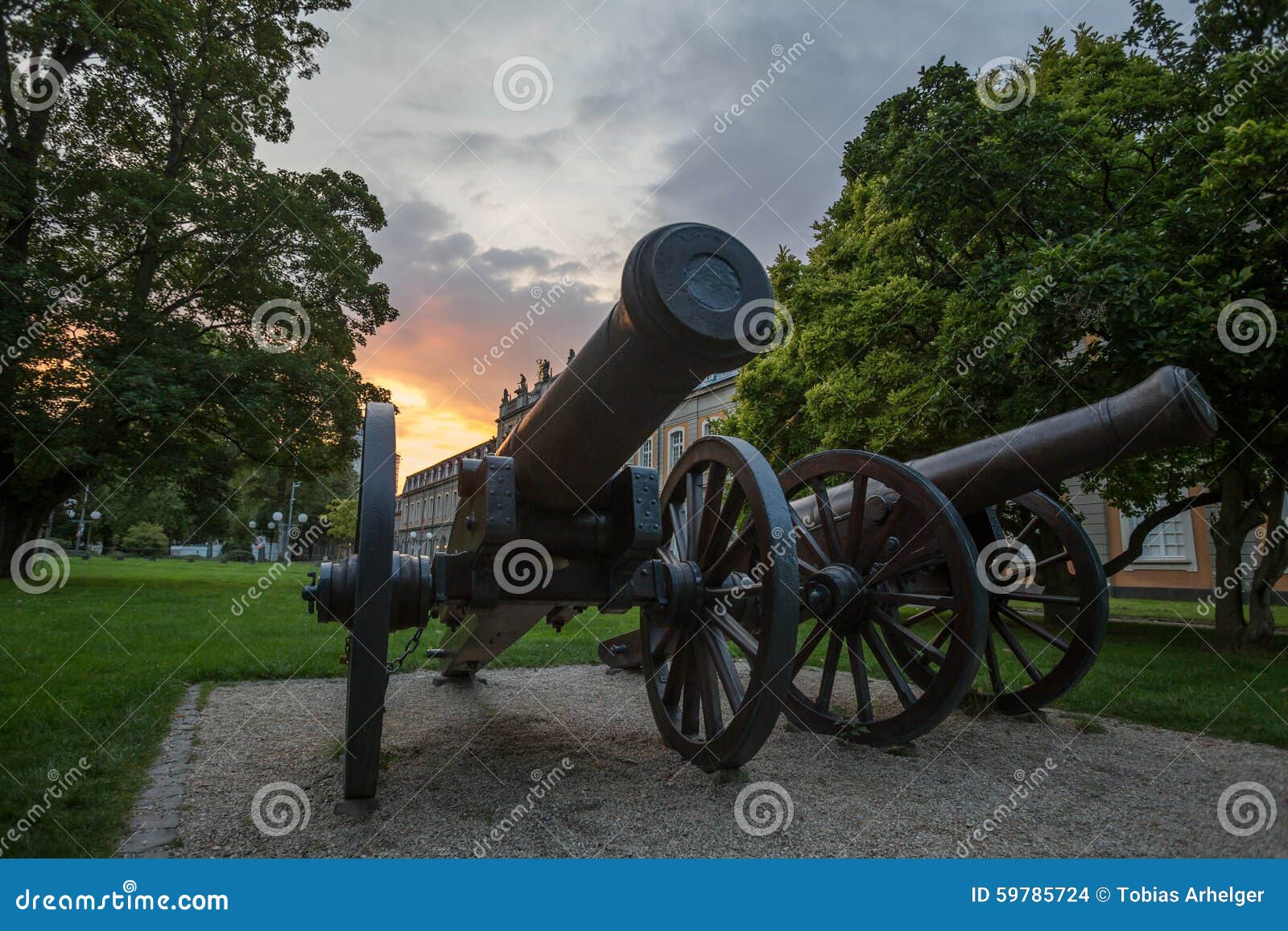 Historic Cannons in Front of the Bonn University Building in the Stock ...