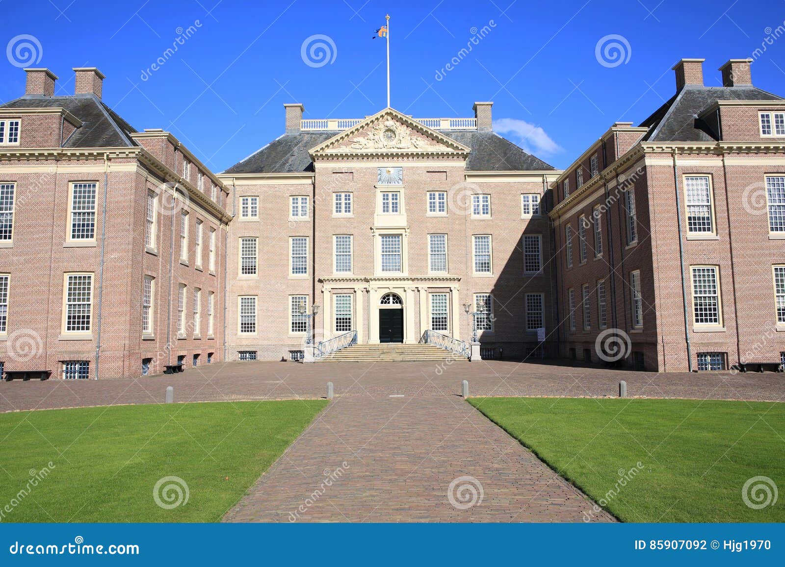 The Historic Castle Het Loo, the Netherlands Stock Photo - Image of ...