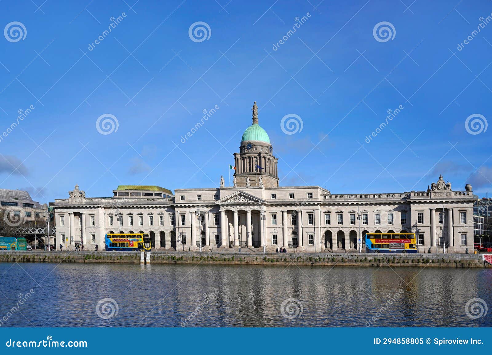Customs House Building in Dublin Editorial Image - Image of column ...