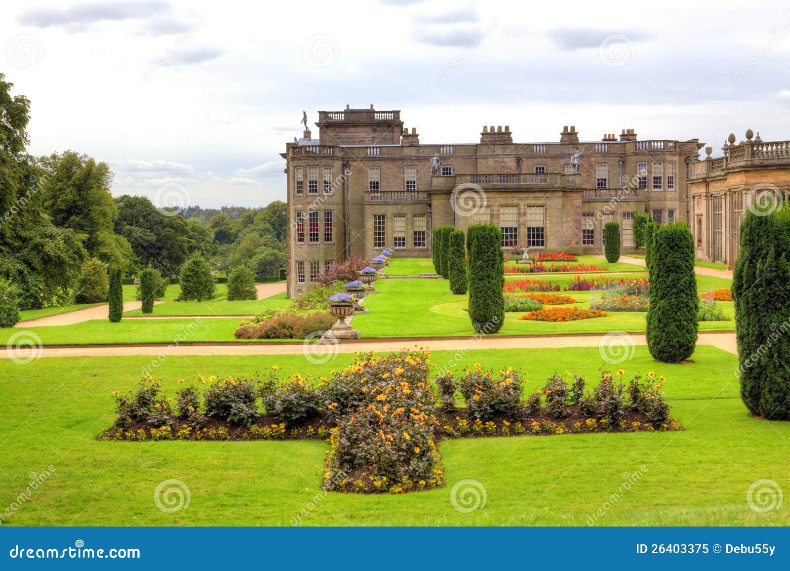 Historic English Stately Home Stock Image - Image of grass, beautiful ...