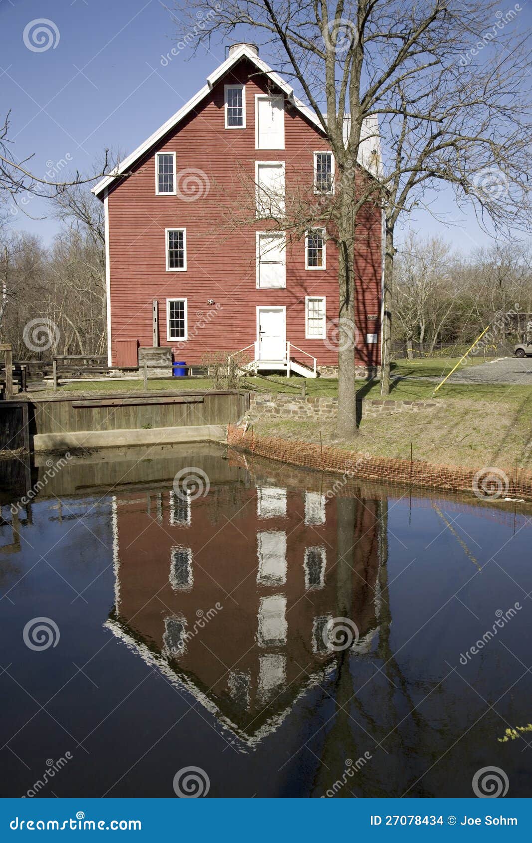 Historic Kirby Mill, editorial stock image. Image of garden - 27078434