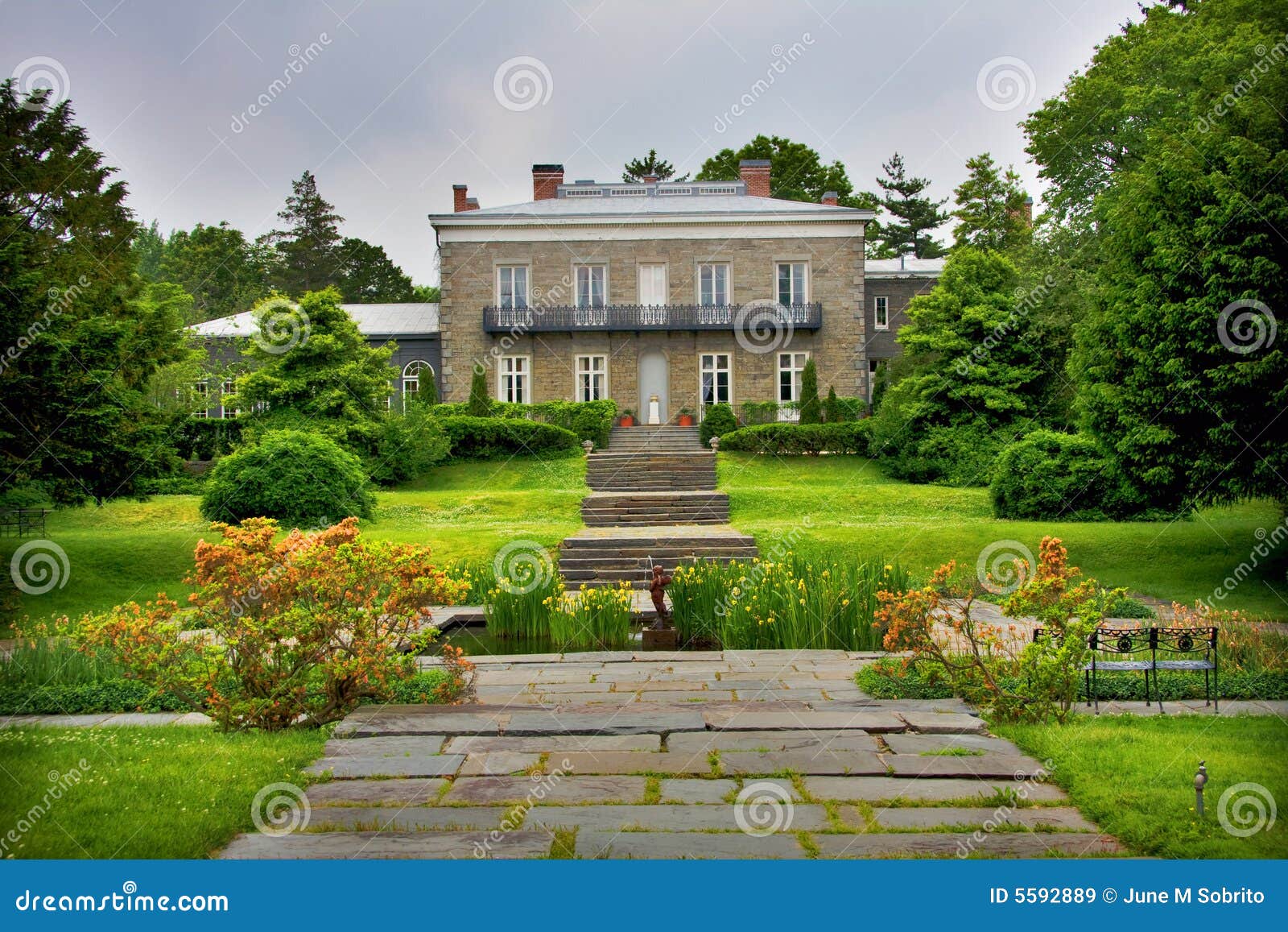 Historic Mansion stock image. Image of formal, landmark - 5592889