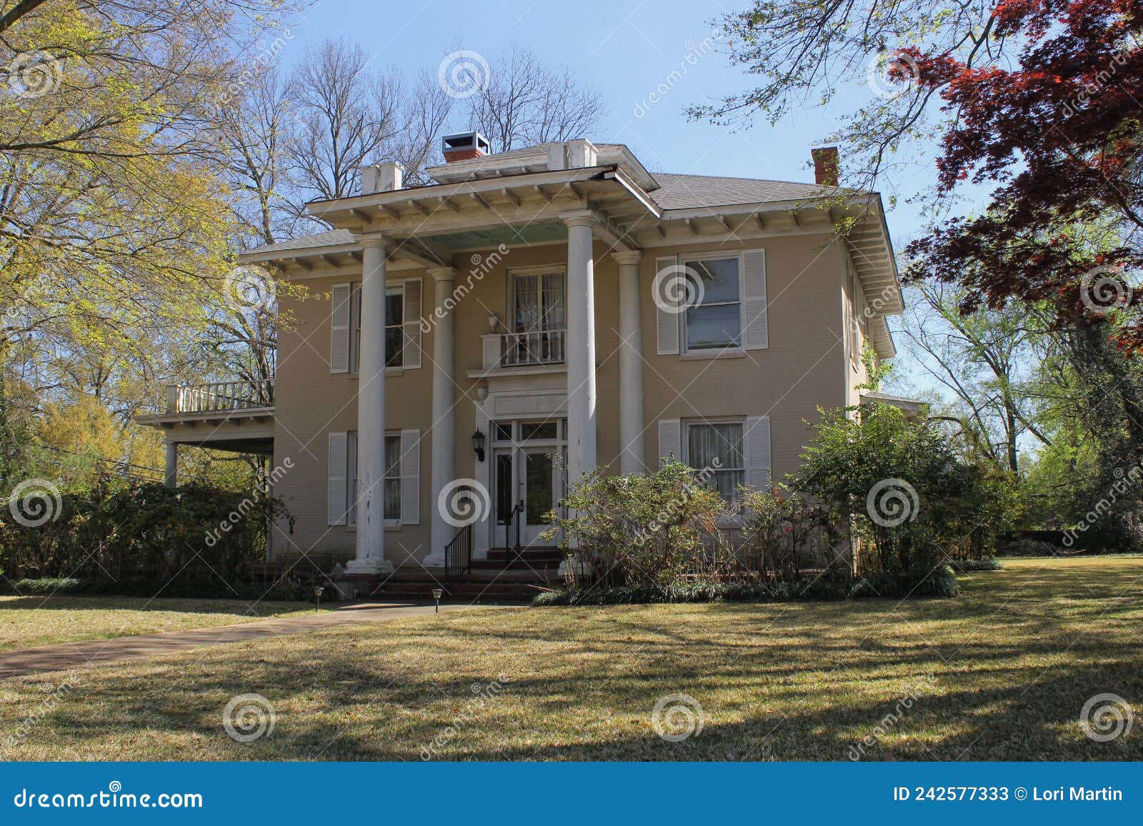 Historic Mansion in Rural Small Town East Texas Stock Image - Image of ...