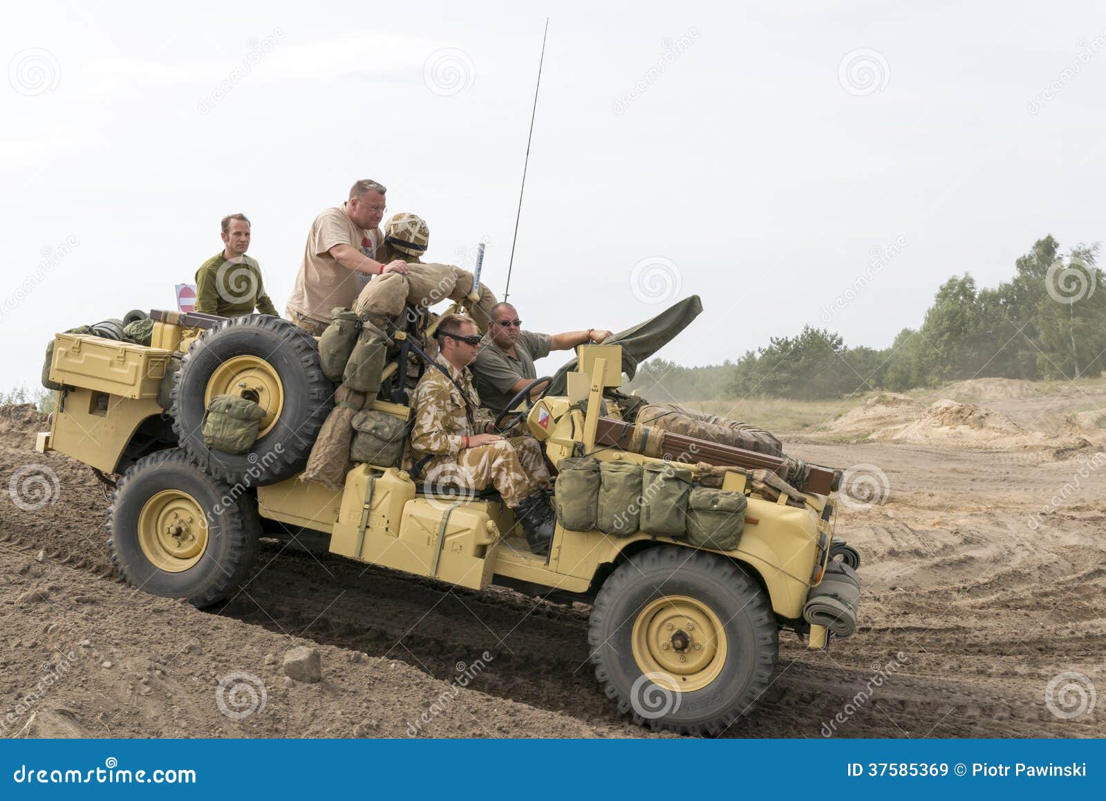 Historic military vehicles editorial stock image. Image of duty - 37585369