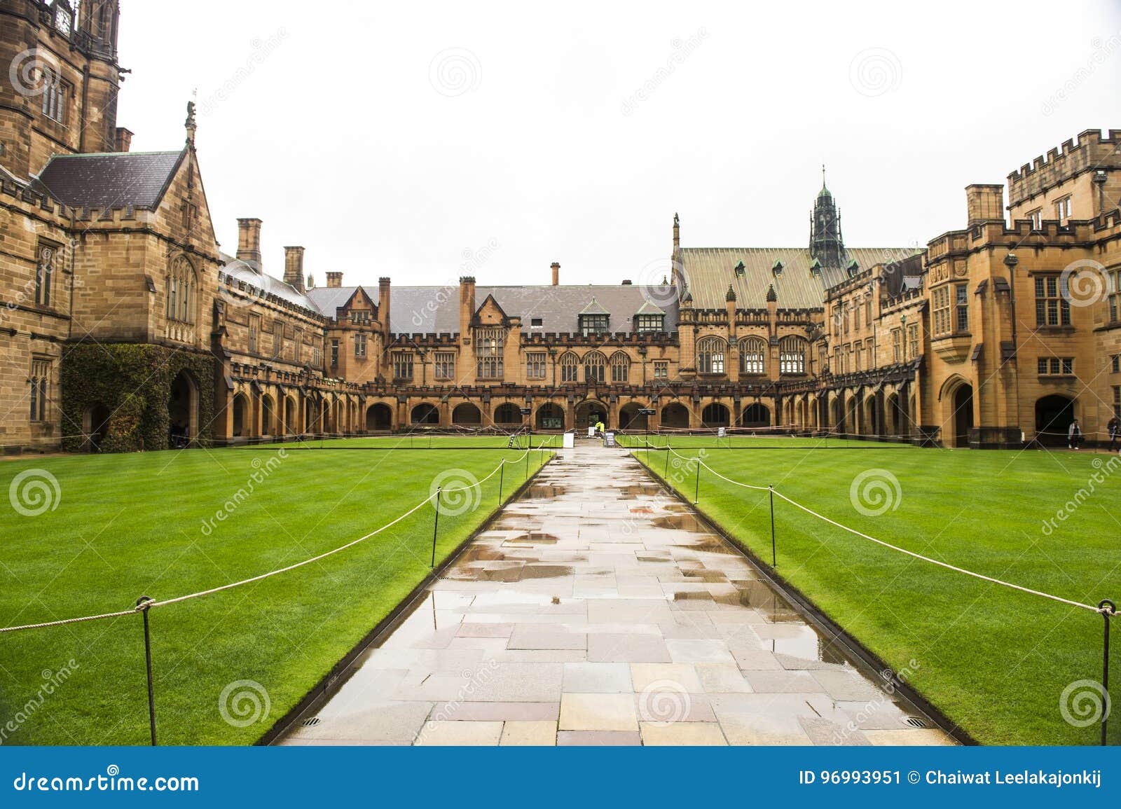 Historic Quadrant Building in Sydney Stock Image - Image of green ...